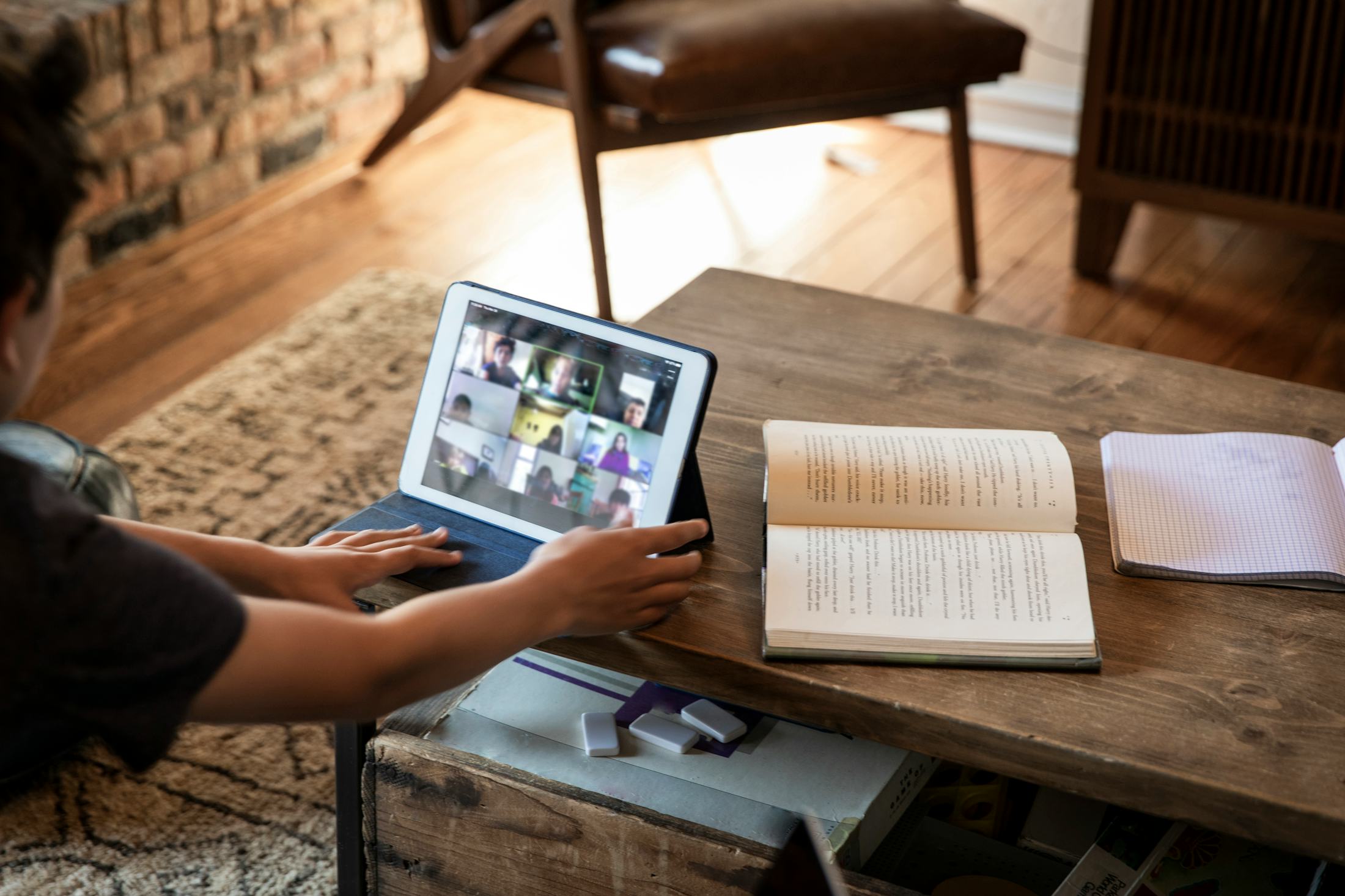 7 Differences Between Zoom On Your Phone Vs. Laptop