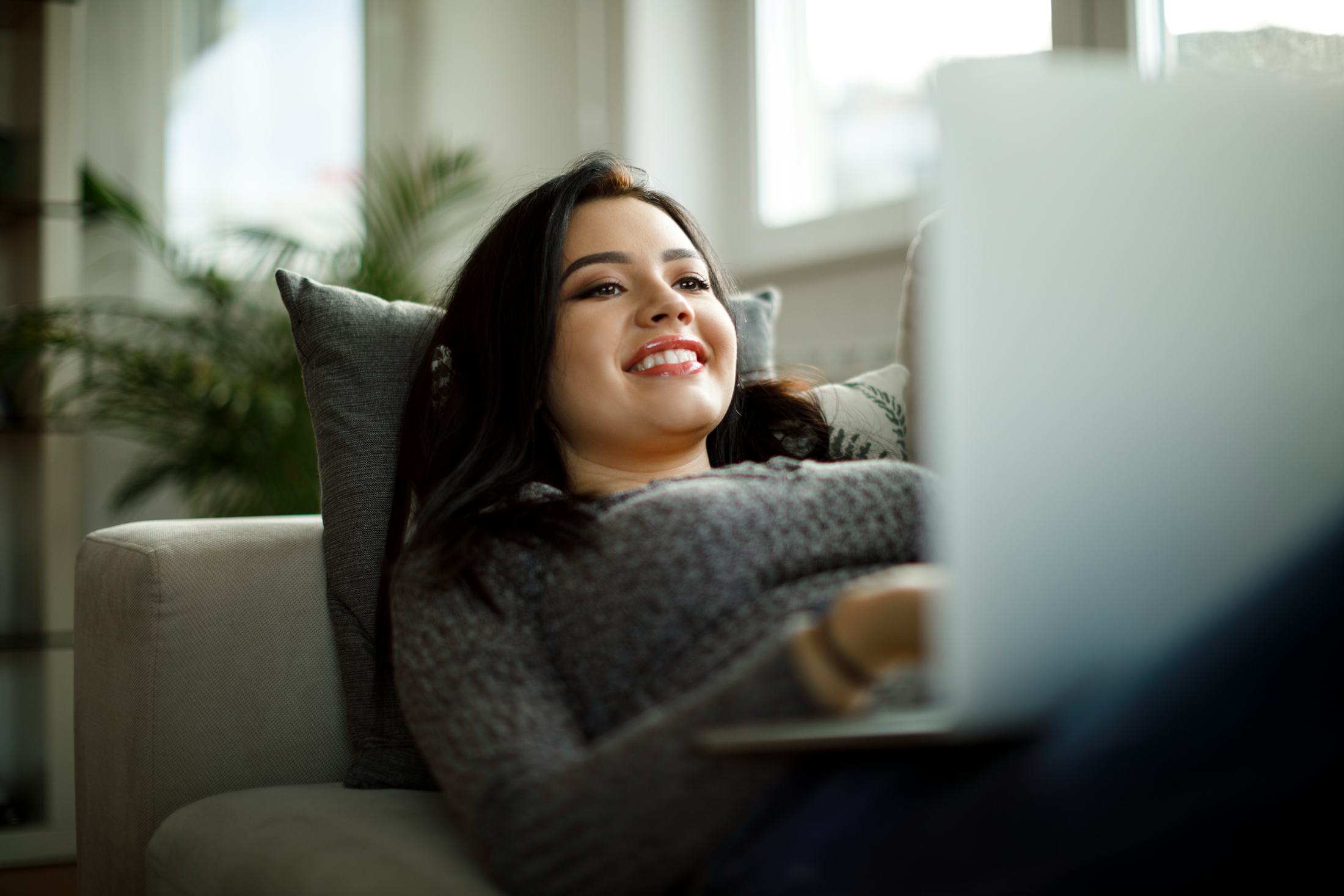 How To Have A Zoom Movie Night That'll Take Your Mind Off Being Quarantined