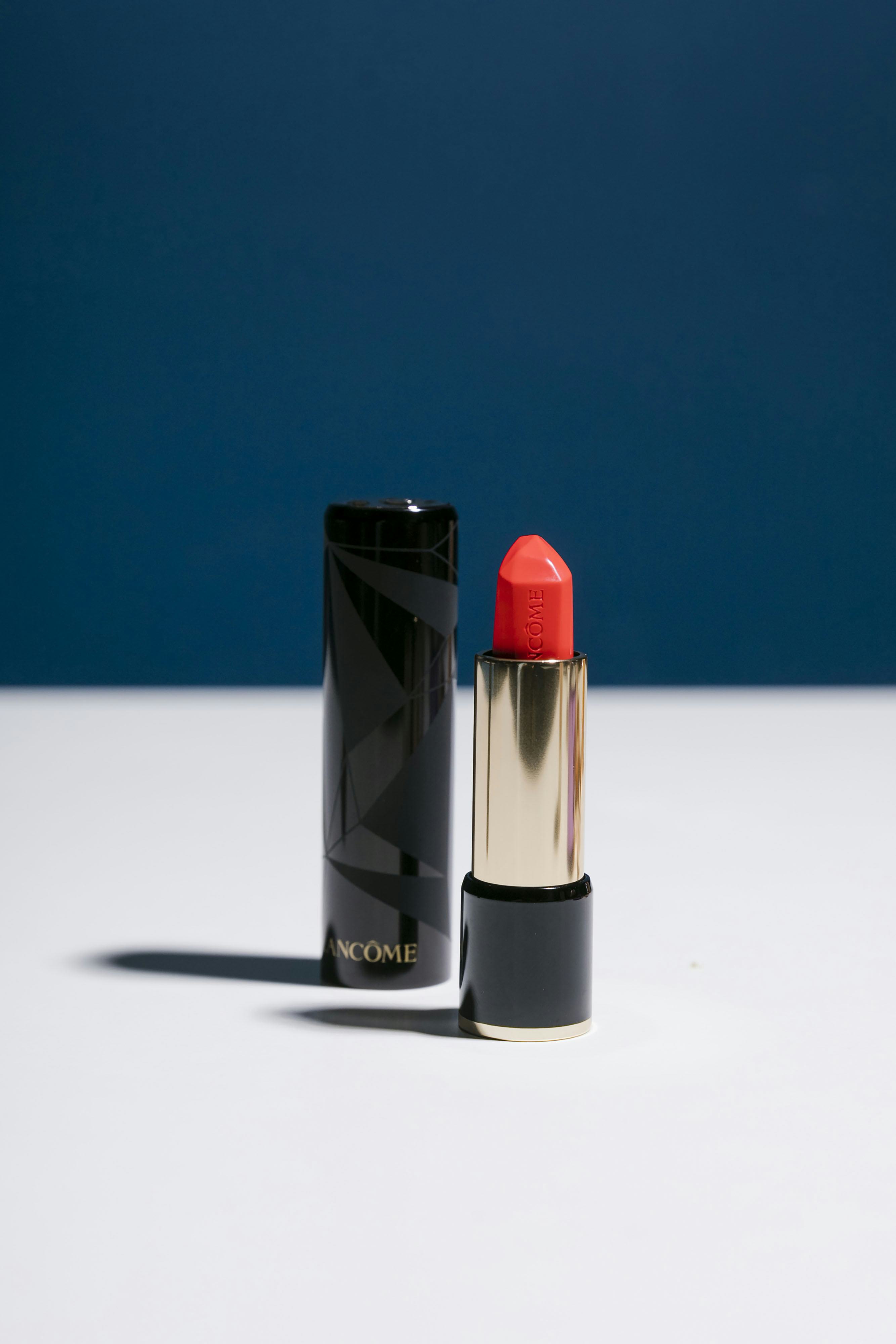 7 Ways To Tell If Your Makeup Has Expired