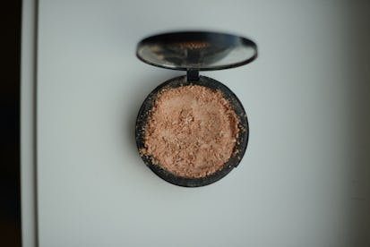 7 Ways To Tell If Your Makeup Has Expired