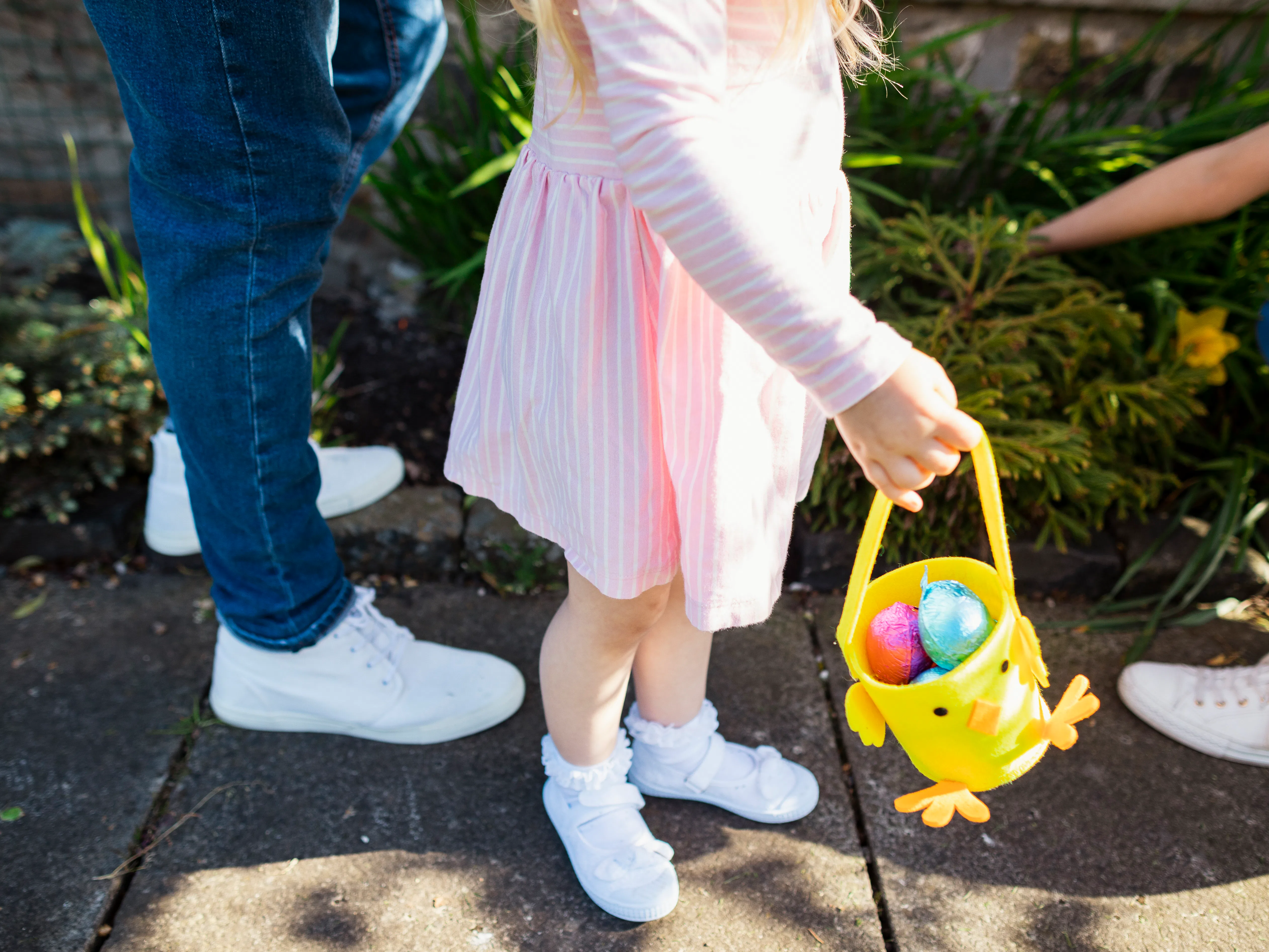 21 Outdoor Easter Egg Hunt Ideas That Are Easy And Creative