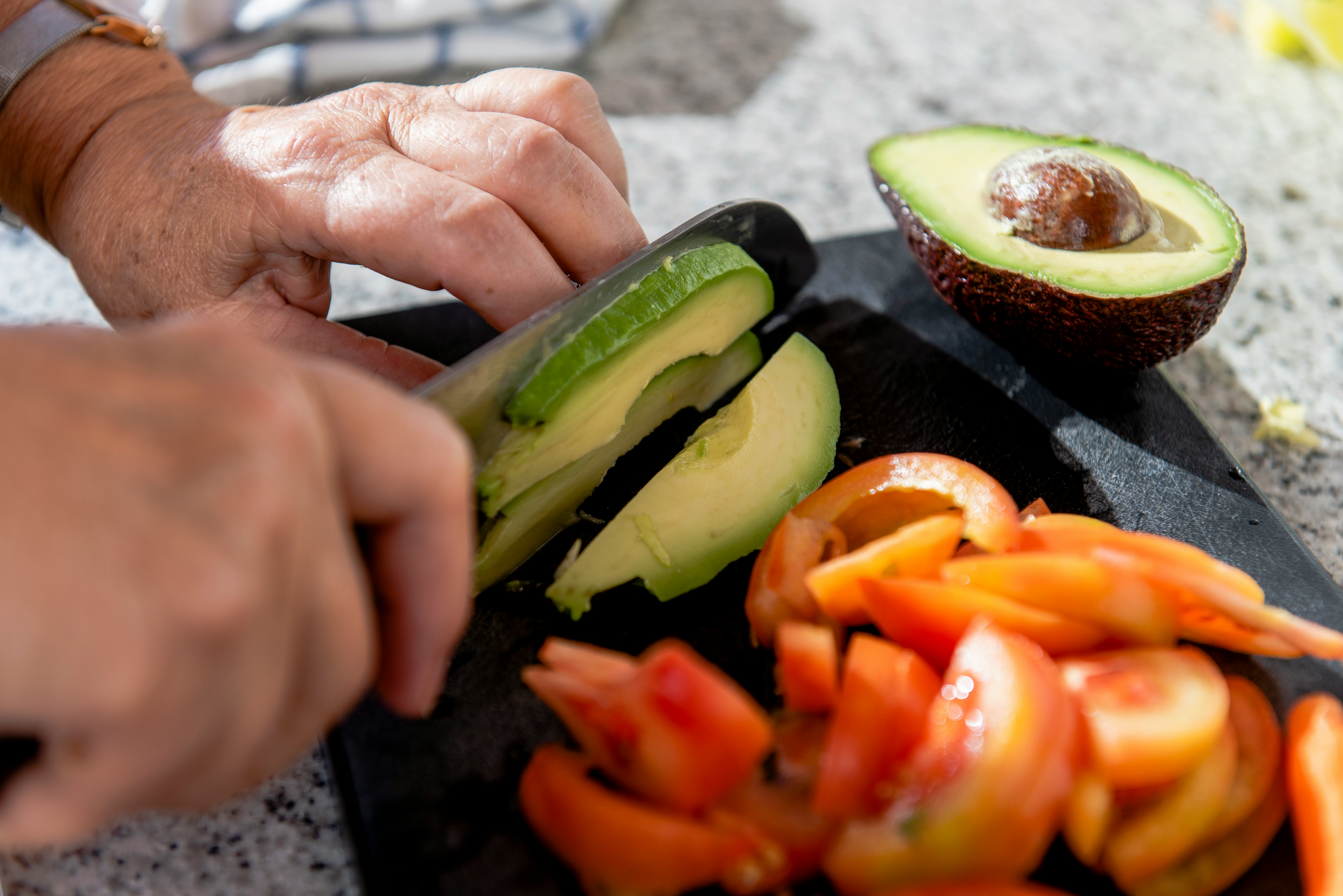 7 Ways To Make Healthy Cooking Easier, So You Can Eat Well At Home Too