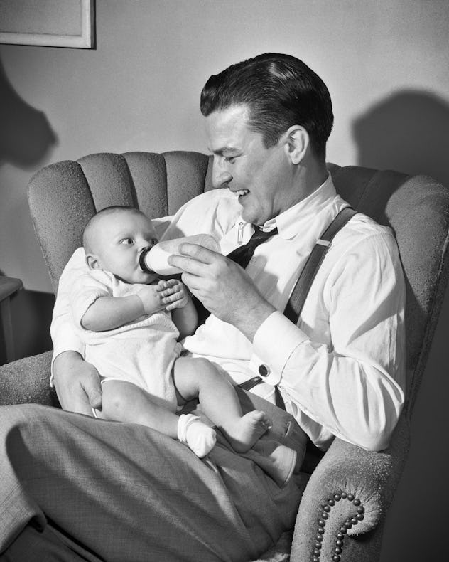 20 Vintage Photos Of Dads That Celebrate Fatherhood At Its Finest