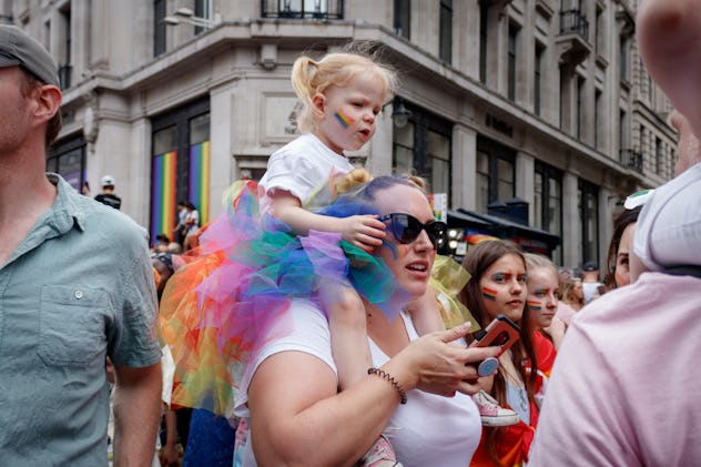 Beautiful Photos Of Parents & Kids Celebrating Pride Over The Years
