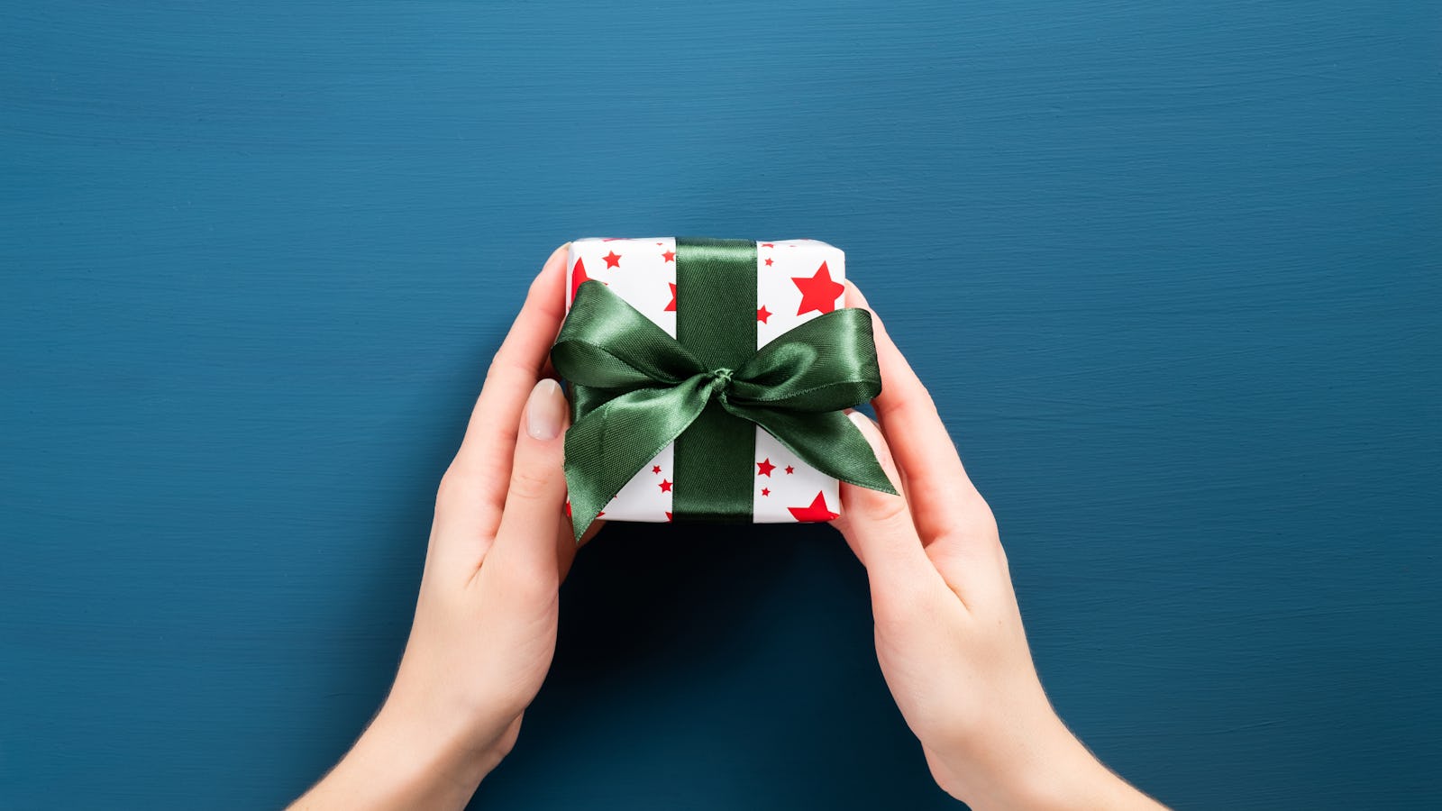 Holiday Quotes About Giving For 2016, Because It's Way Better Than ...