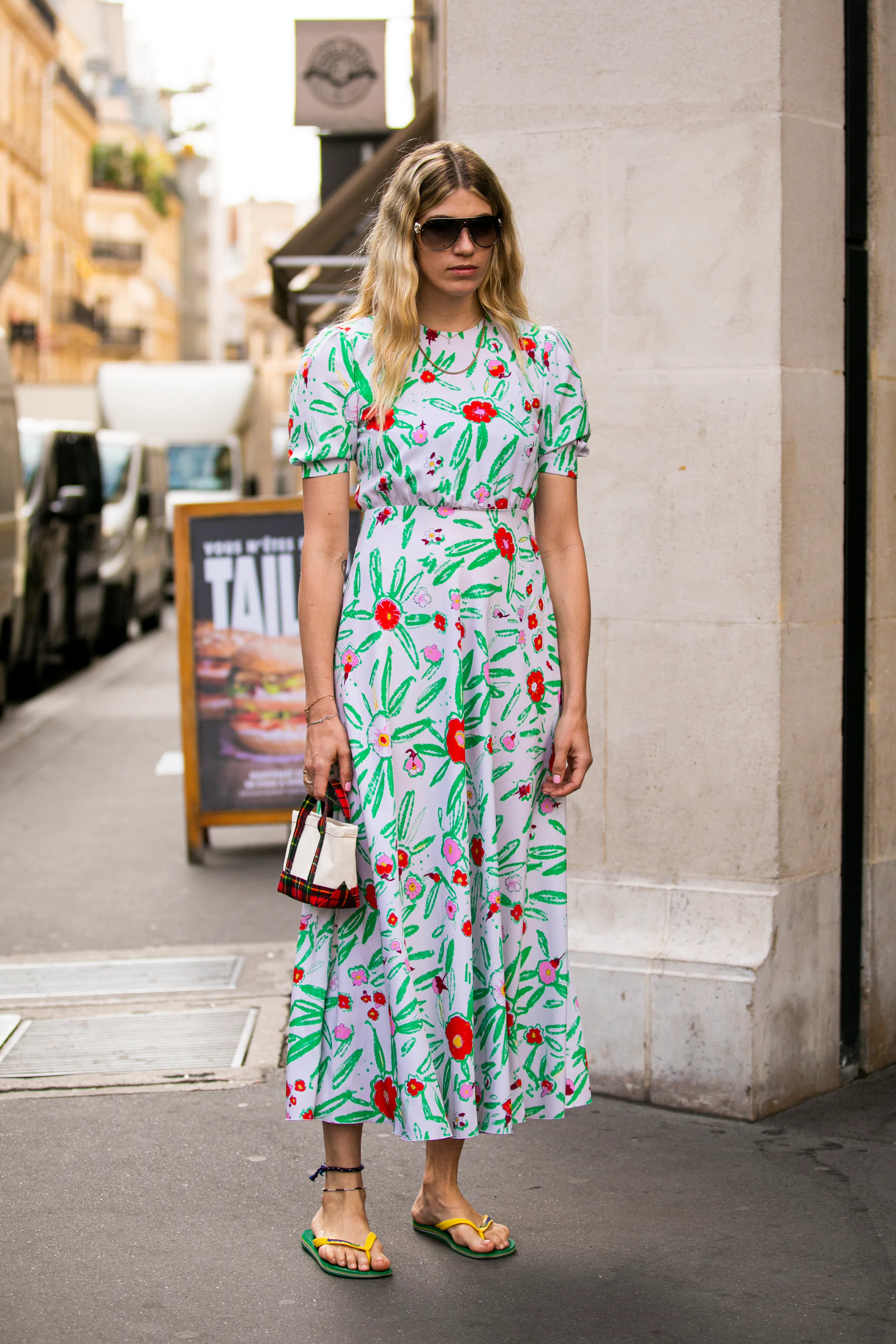 2020's Flip Flop Trend Is All About Casual Ease