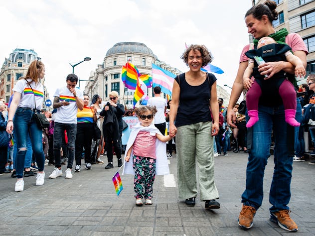 Beautiful Photos Of Parents & Kids Celebrating Pride Over The Years