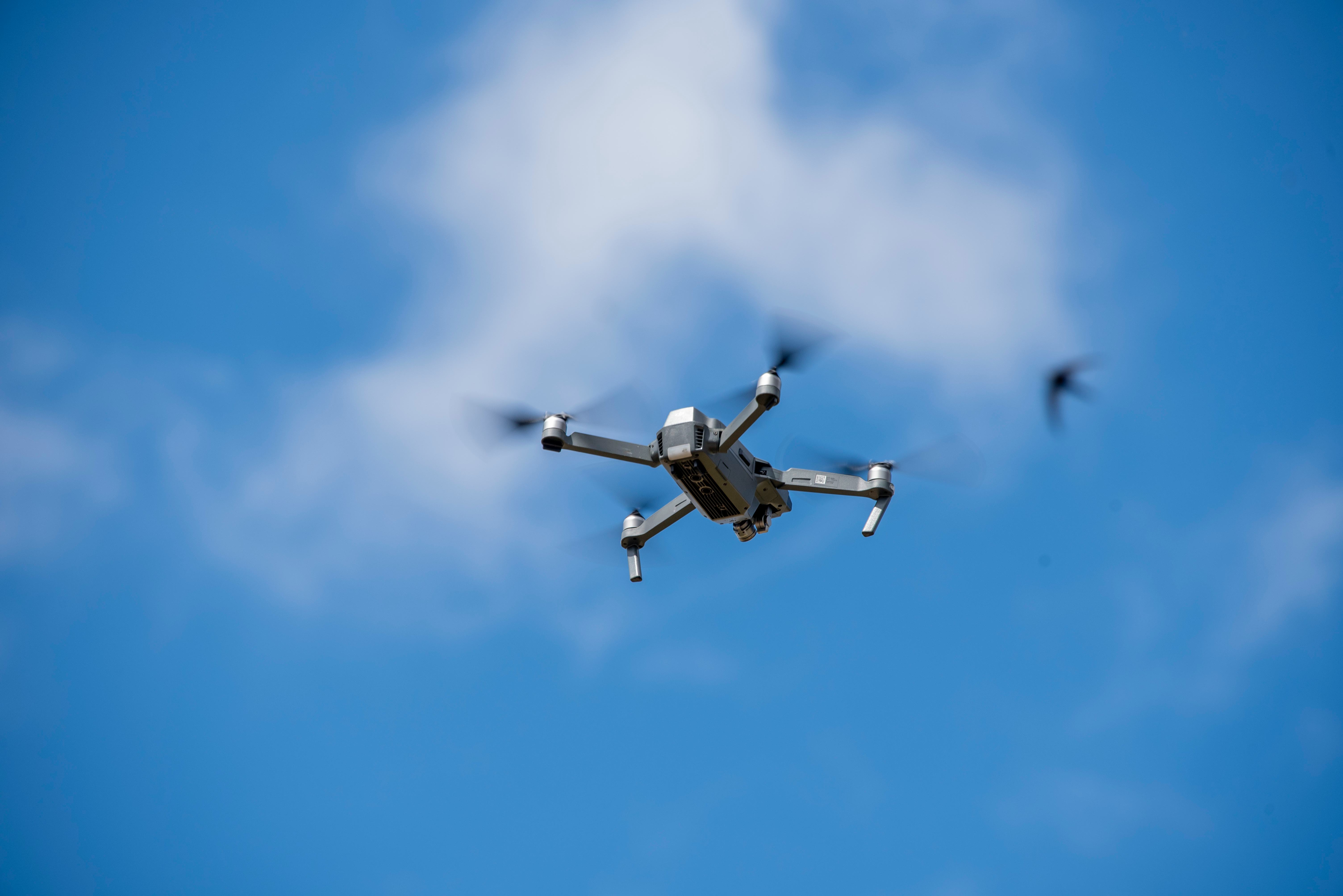 Mysterious drones seen over Colorado didn't belong to the military ...