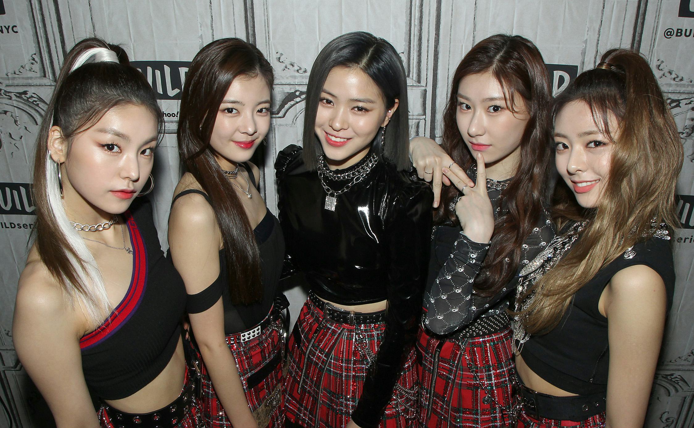 This List Of K-Pop Fandom Names & Their Meanings Will Blow Your Mind