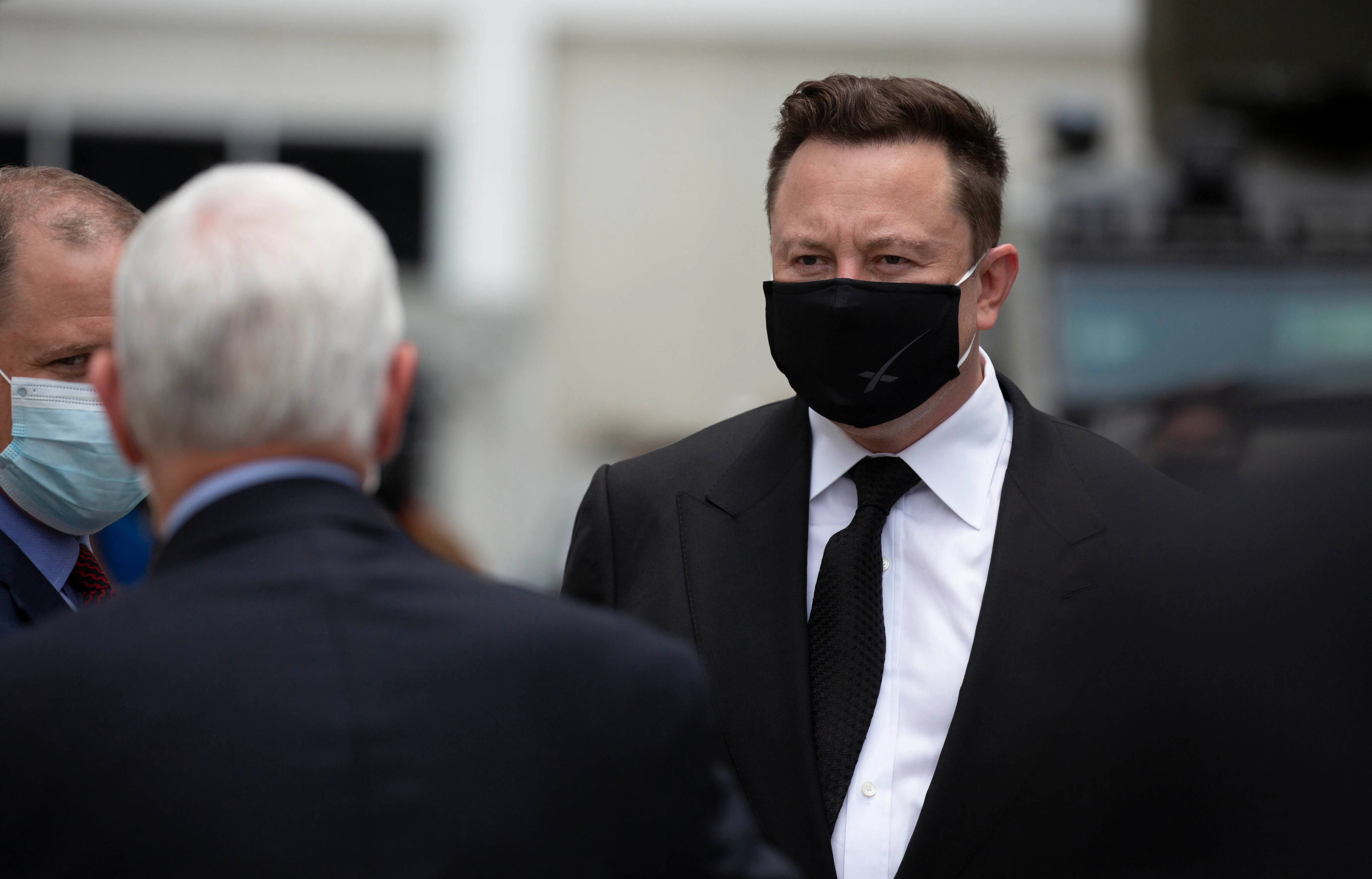 Tesla promises to help develop a crucial tech for Covid-19 vaccines