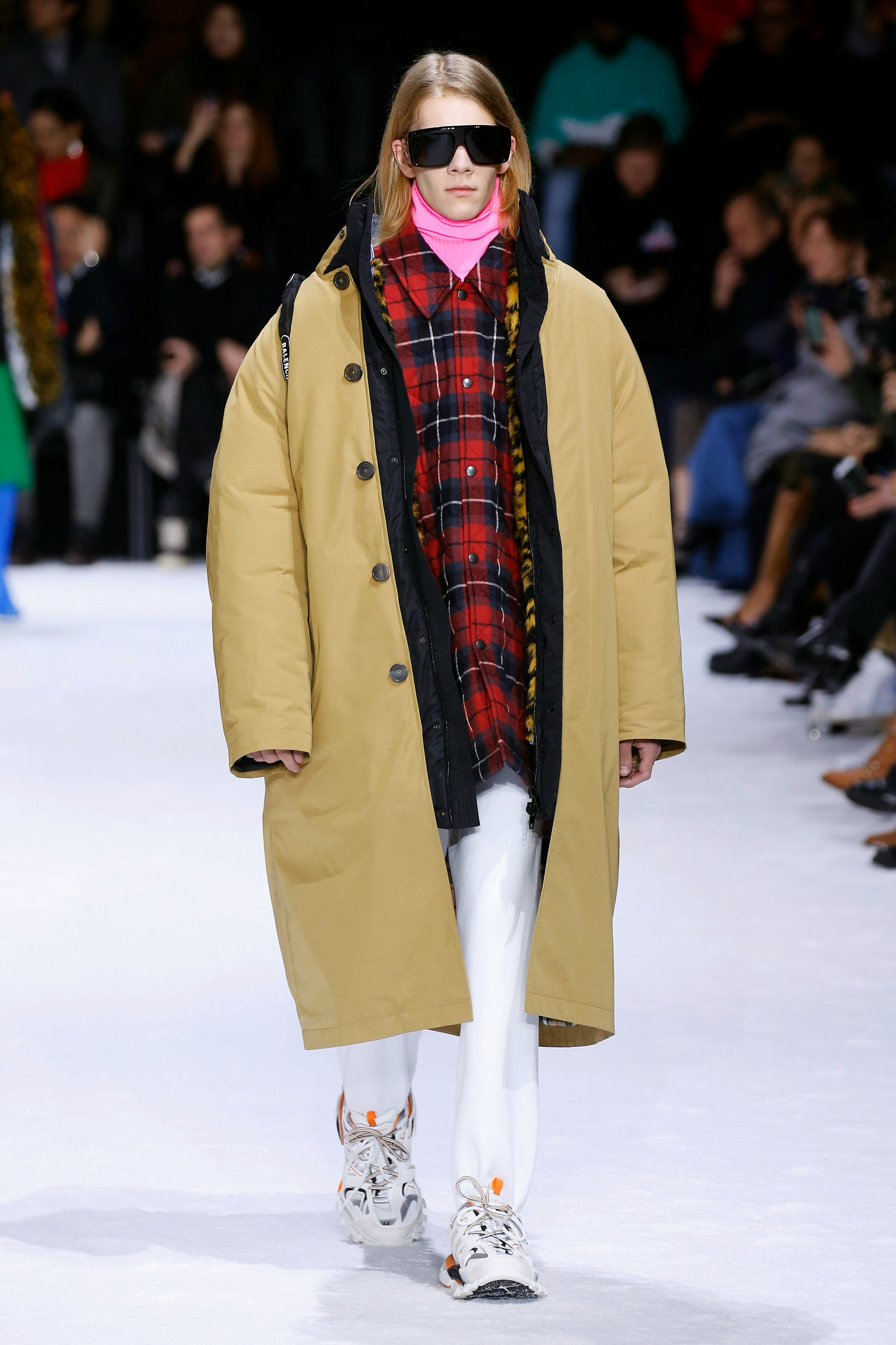 The Normcore Trend Is Back — Here Are 5 Ways To Wear It In 2020