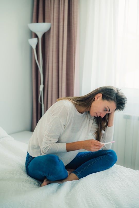 What Does Ovulation Pain Feel Like? An OB-GYN Describes That Twinge