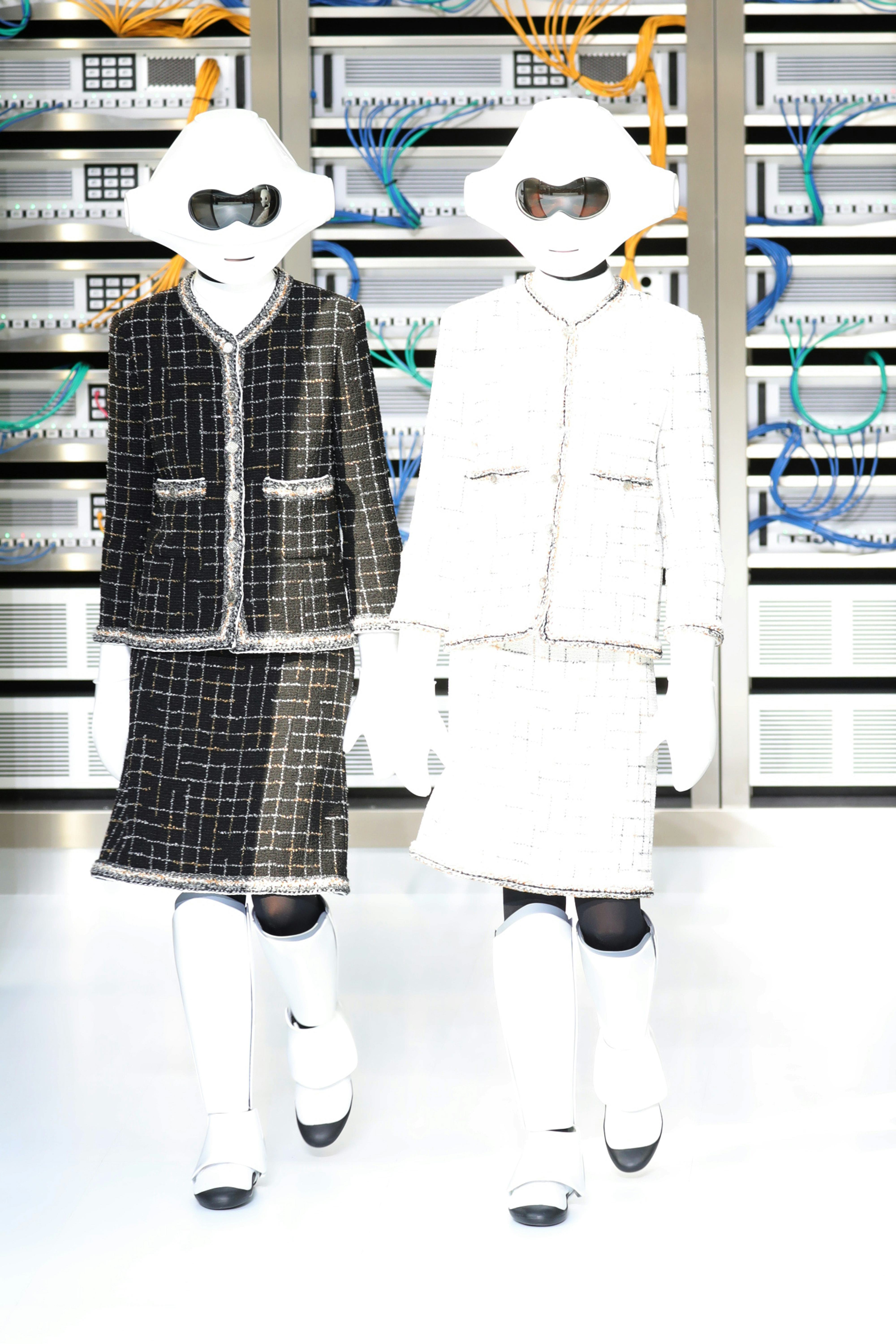 A History Of Chanel — From Its Beginnings To The Most Iconic Looks