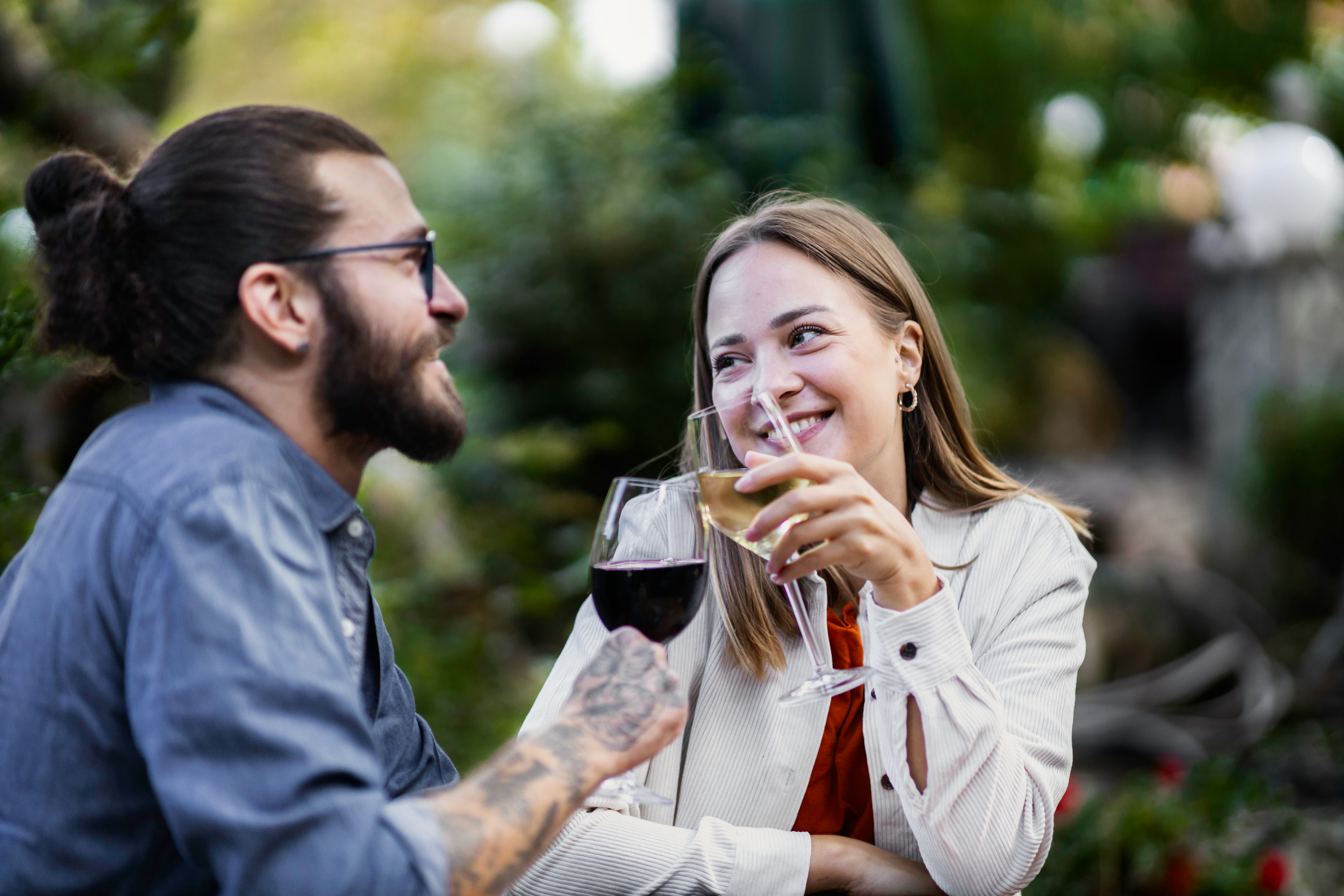 5 Things A Feminist Does On A First Date