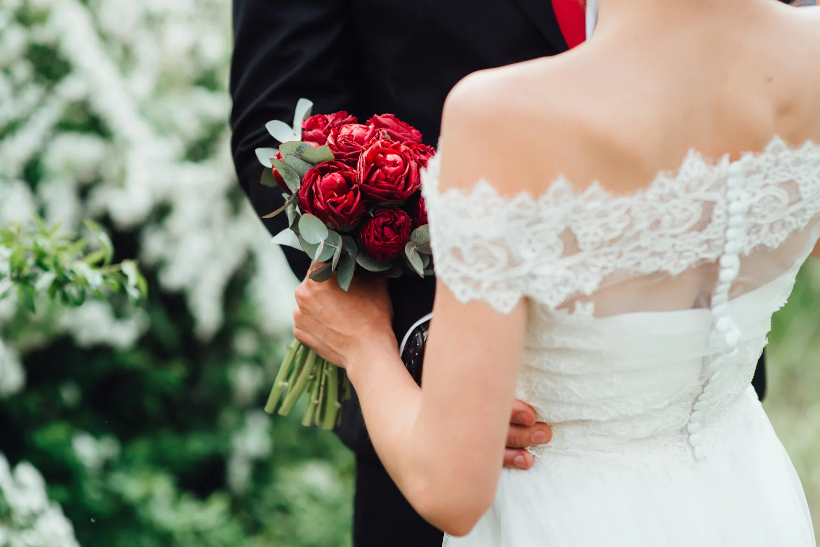 5 Subtle Ways Heteronormativity Sneaks Into Day-To-Day Life