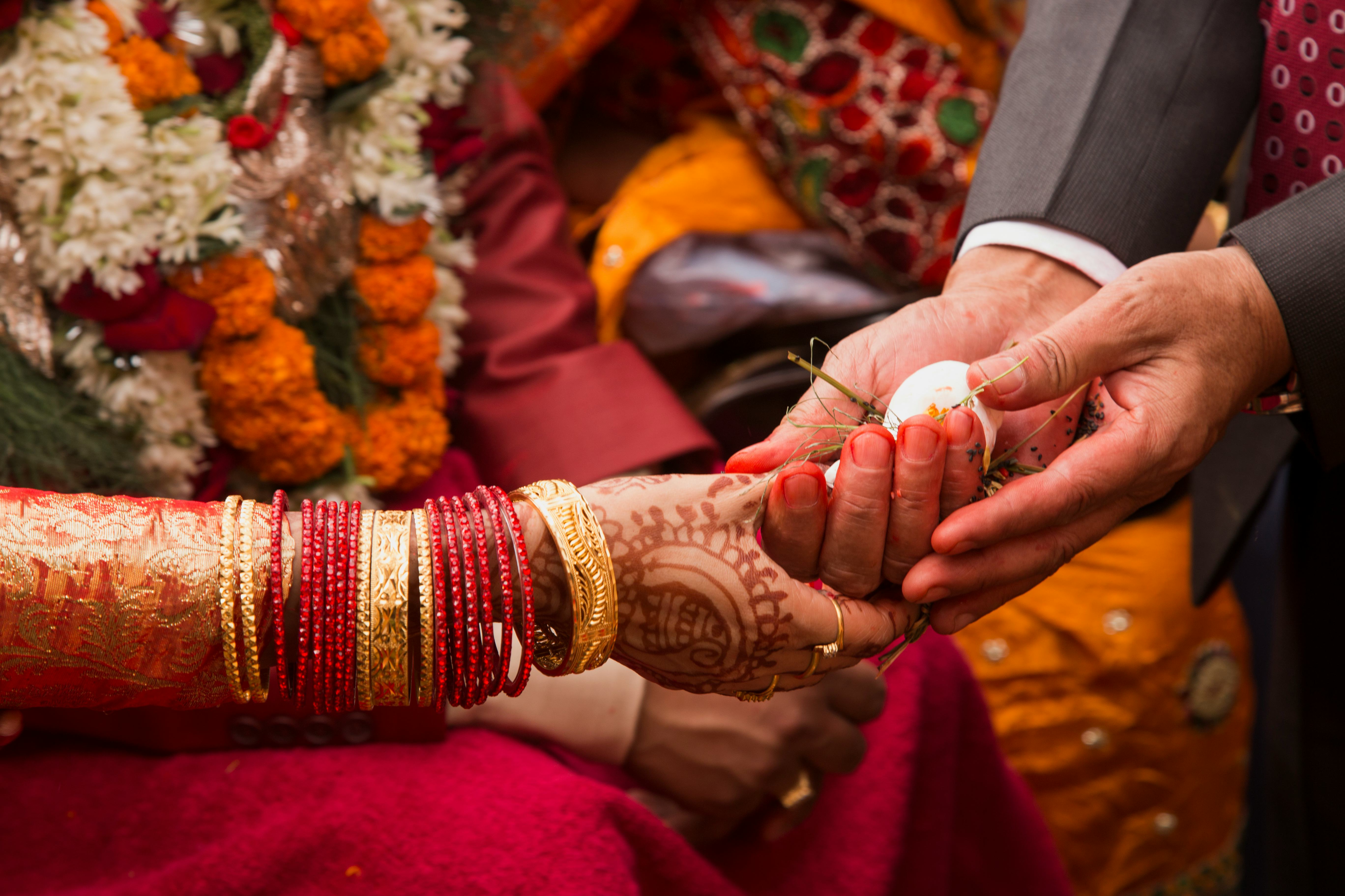 5 Subtle Ways Heteronormativity Sneaks Into Day-To-Day Life