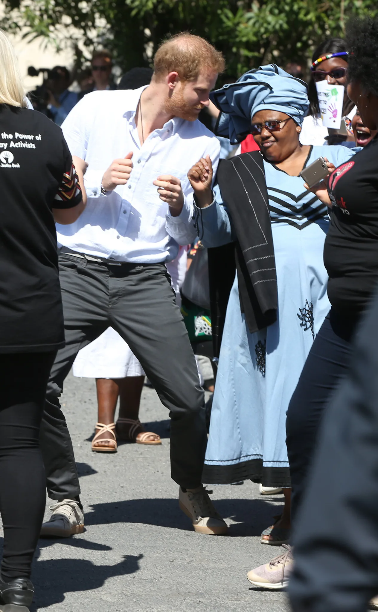 20 Photos Of Royals Dancing & Having An Absolute Ball