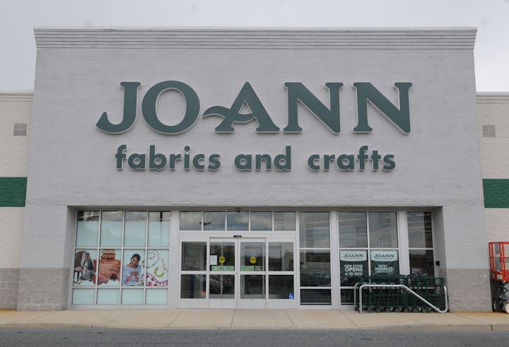 When Does Joann Put Out Christmas & Holiday 2021 Merchandise?