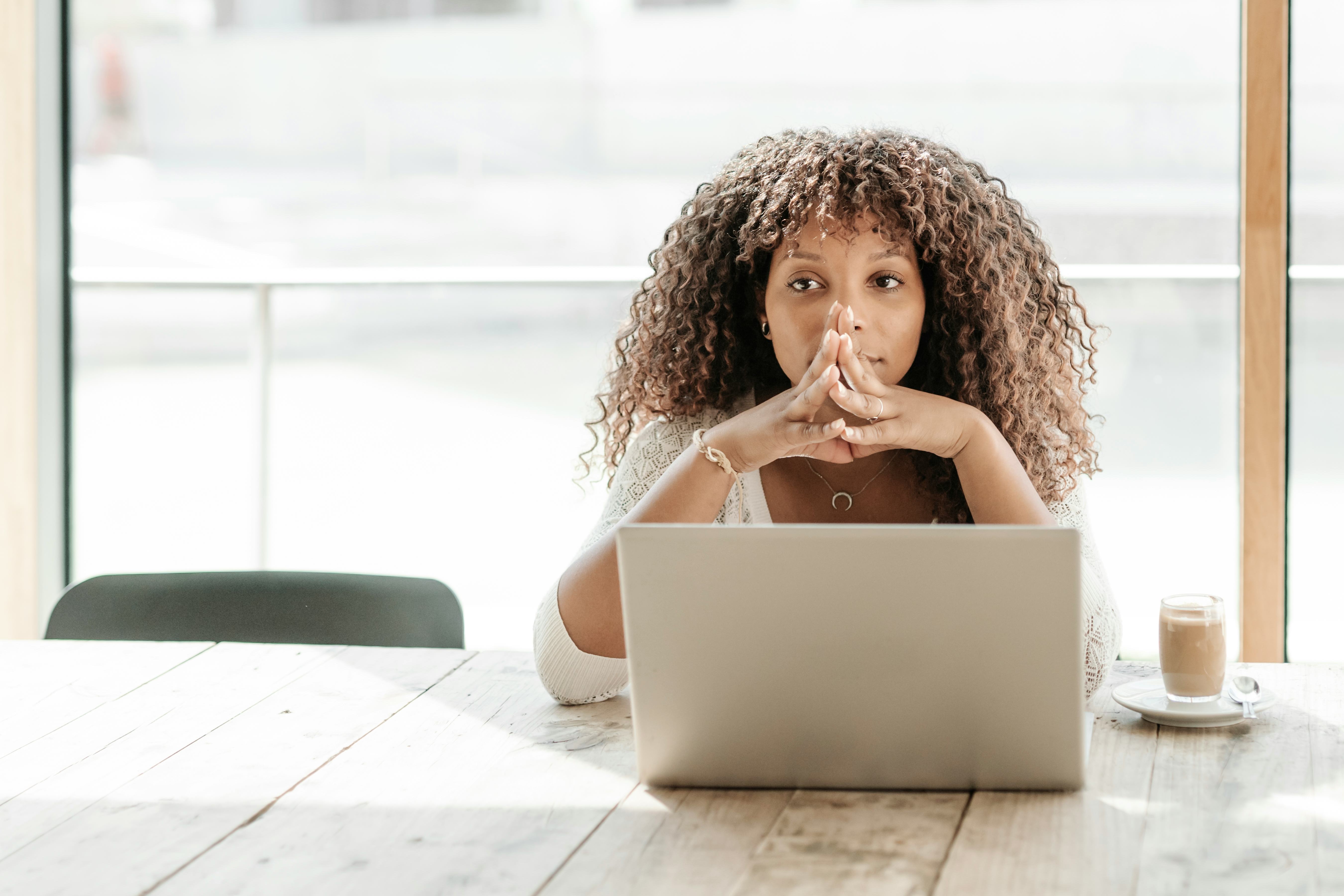 9 Mistakes That Can Make You Look Unprofessional