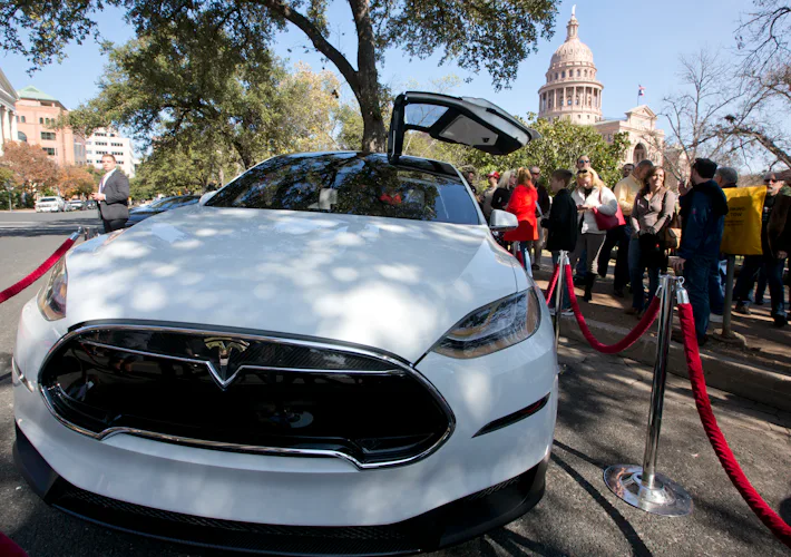 Elon Musk says Tesla is moving its headquarters from California to Texas