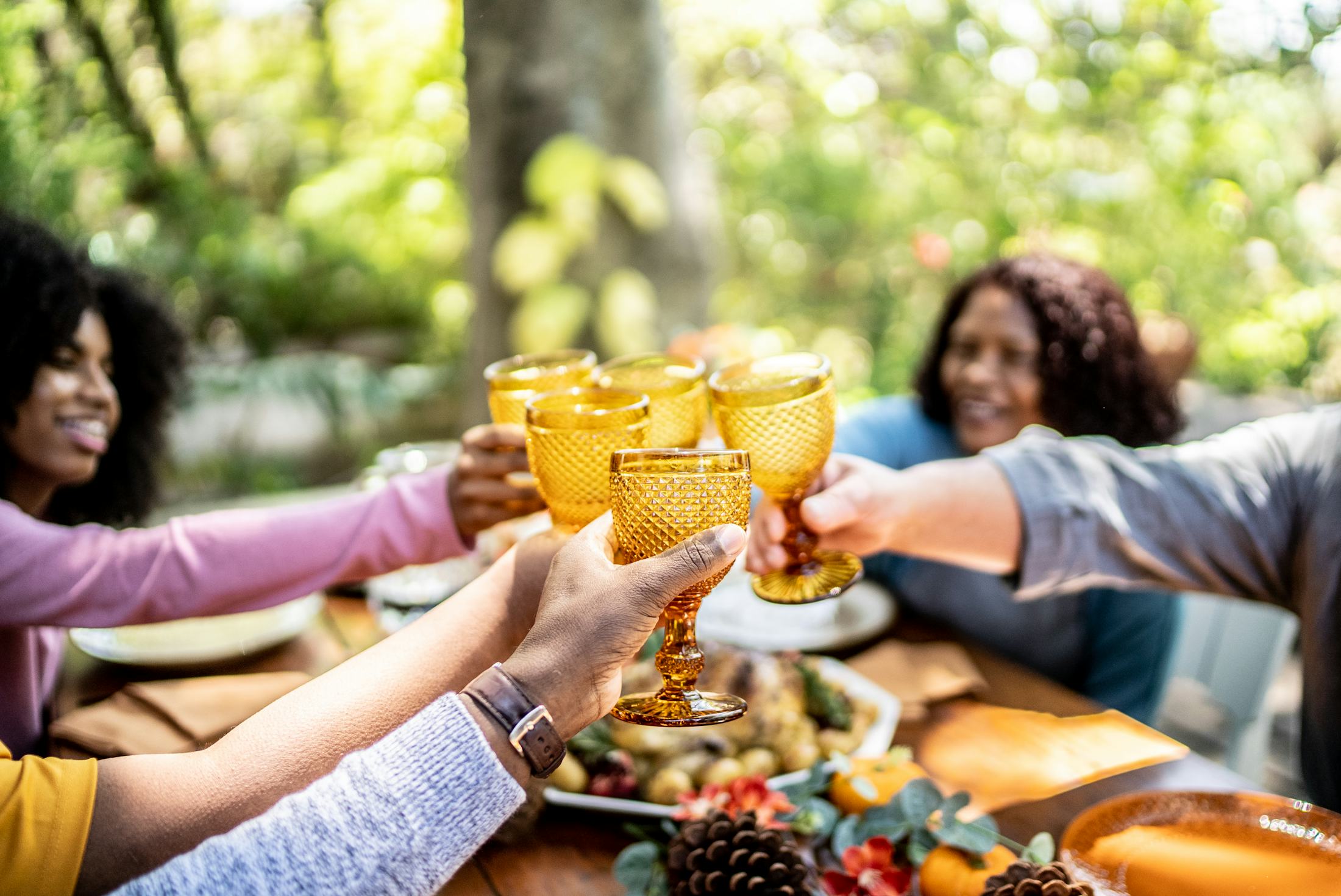 20 Thanksgiving Toast & Speech Ideas To Use This Year