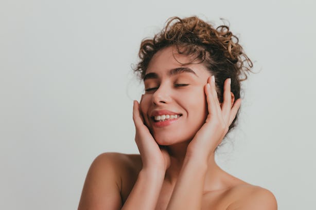 Squalane For Skin: A Guide To The Moisturizing Ingredient