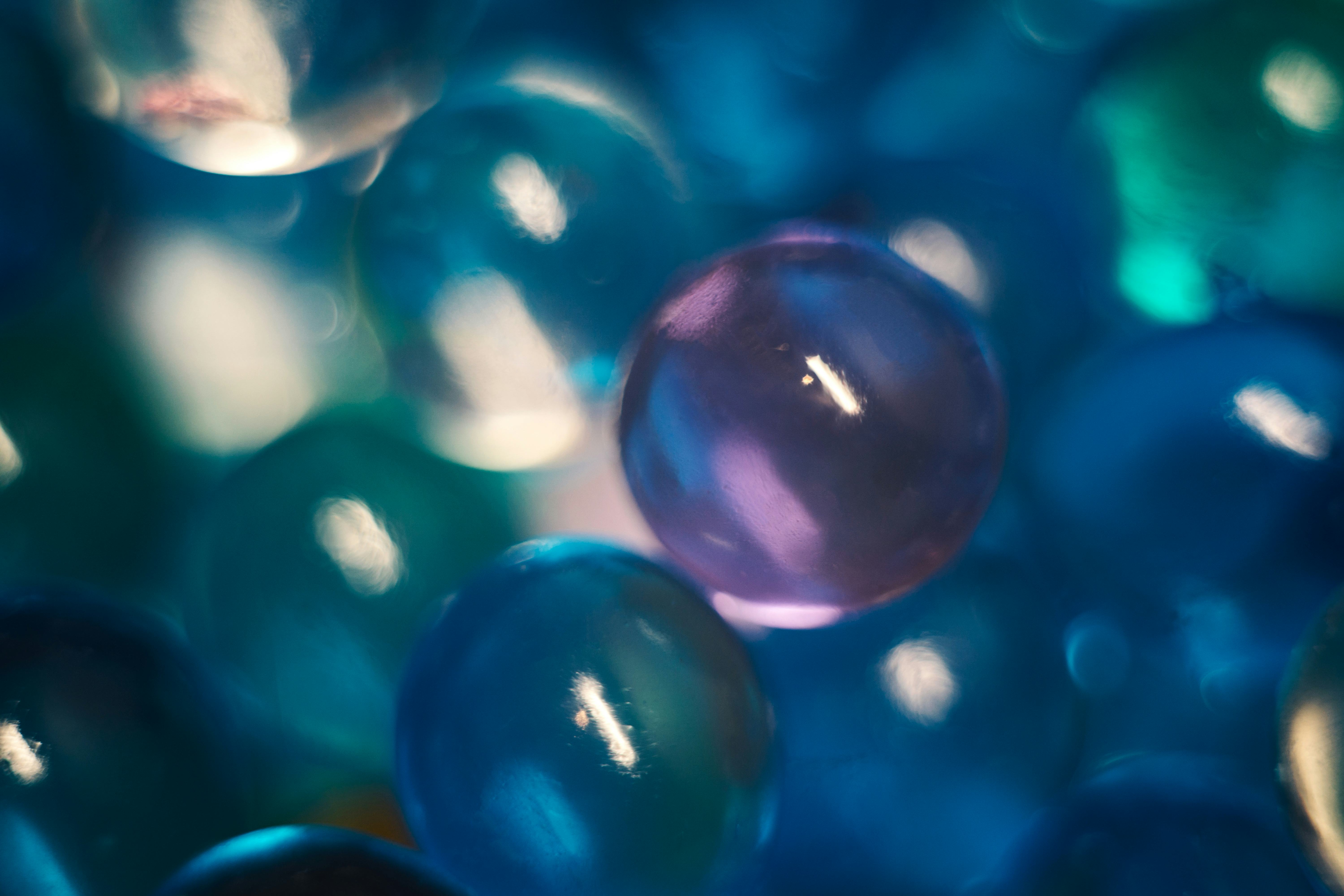 Look: “Super jelly” experiment defies the laws of physics