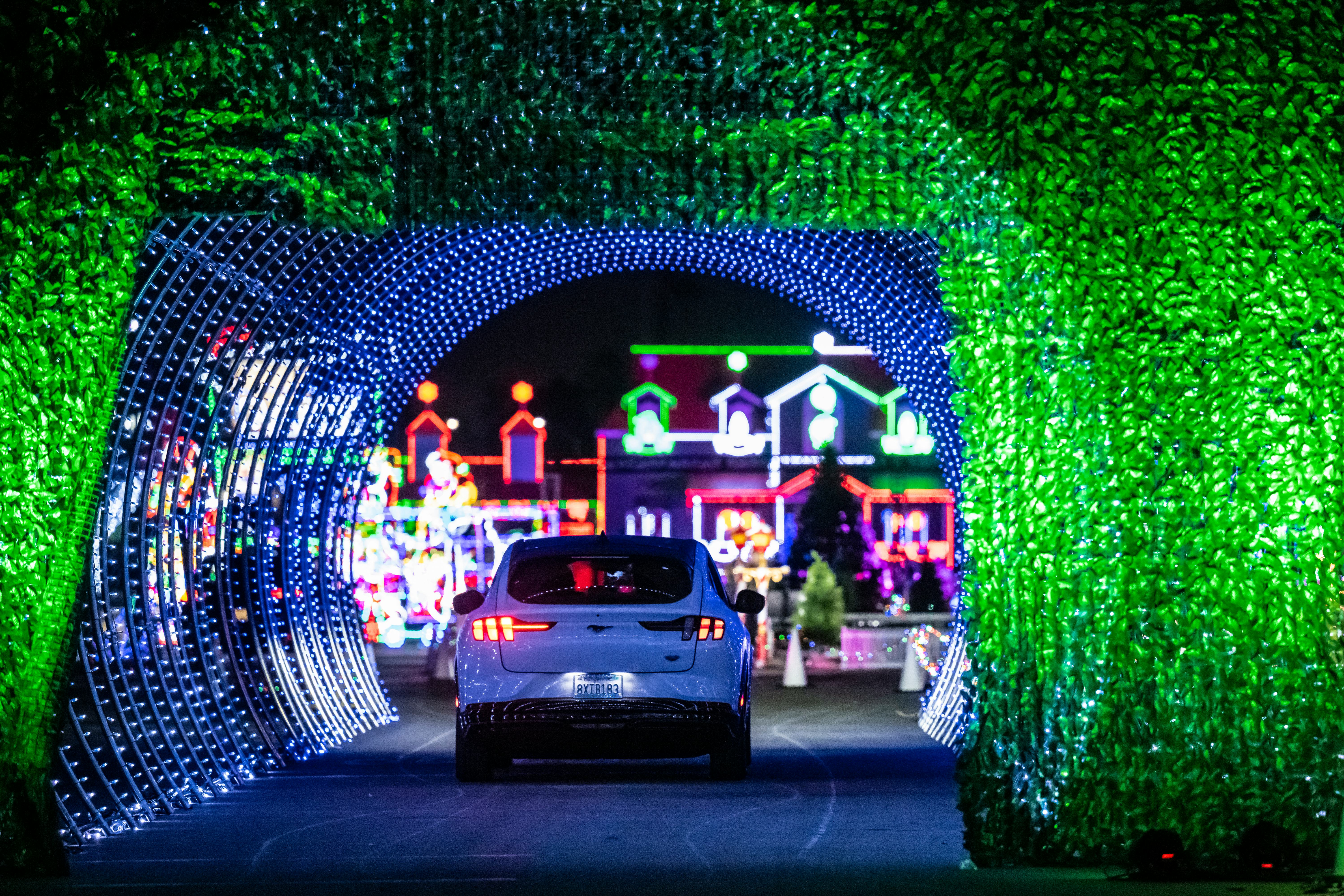 Drive-Thru Christmas 2021 Experiences To Light Up Your Holidays