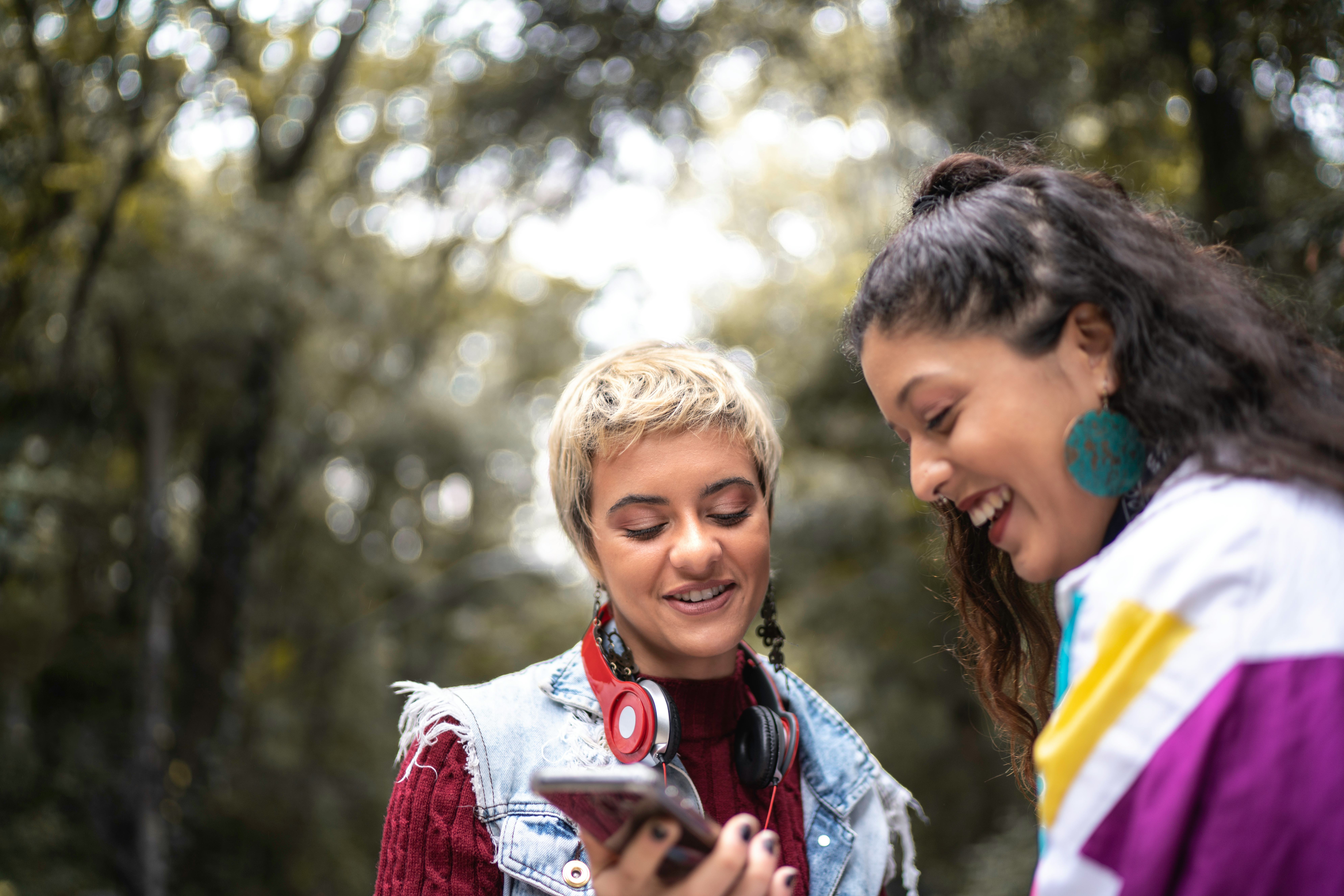 Beautiful Comments To Leave On Couple's Instagram Picture To Hype Them Up