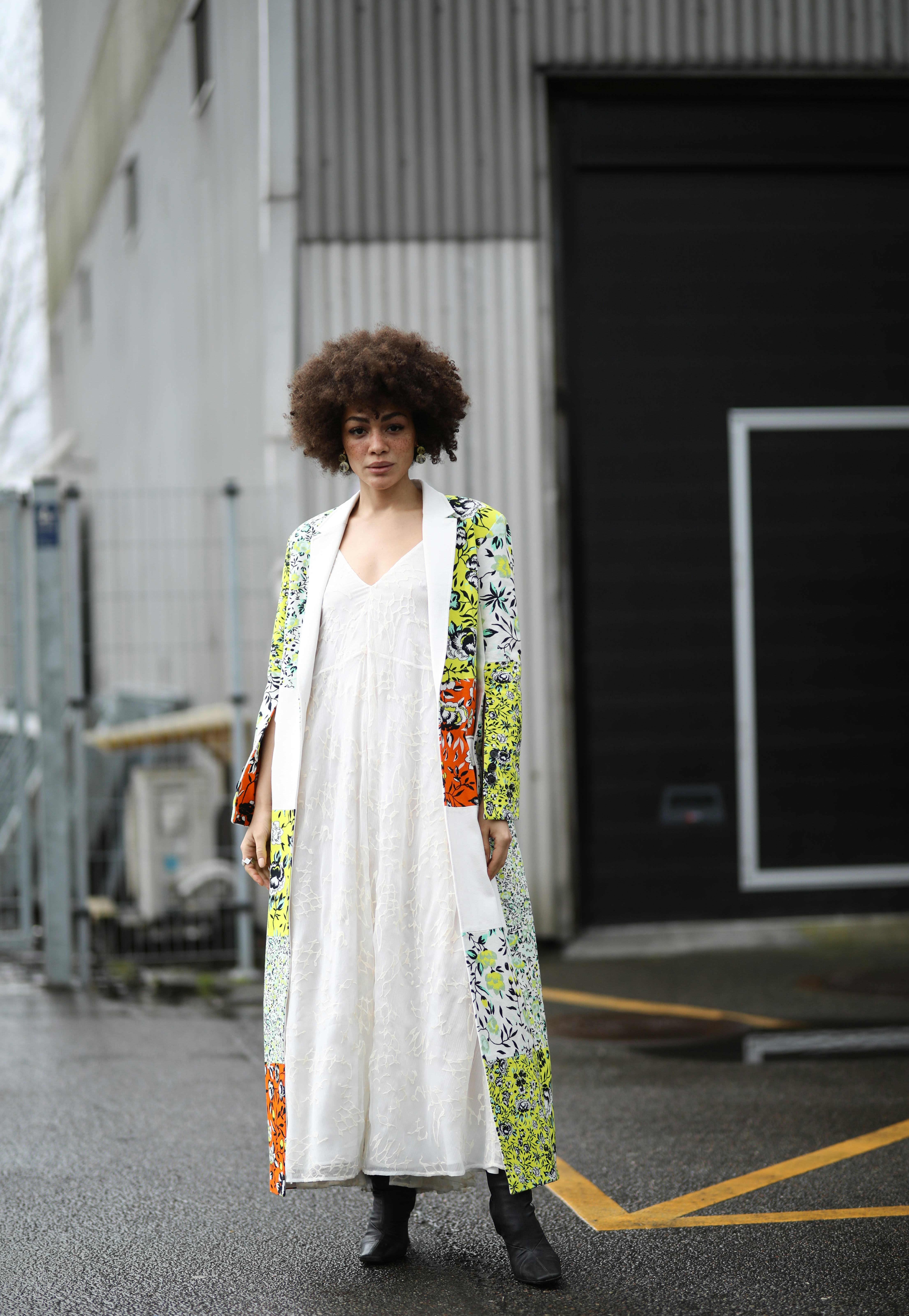 How To Wear A Cottagecore Dress During Winter In 5 Easy Outfits