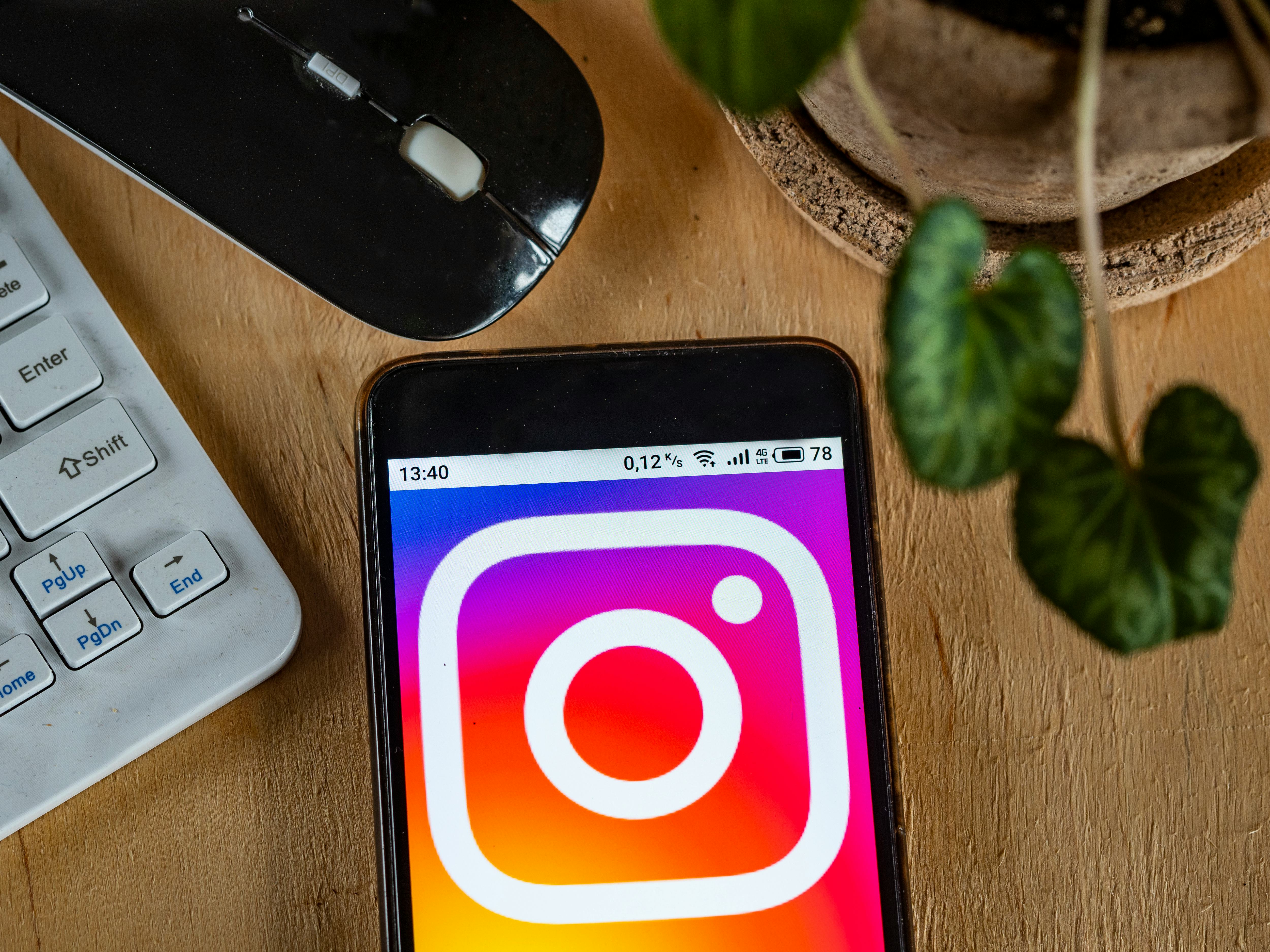 How To Respond To An Instagram Post Using A Photo Or Video