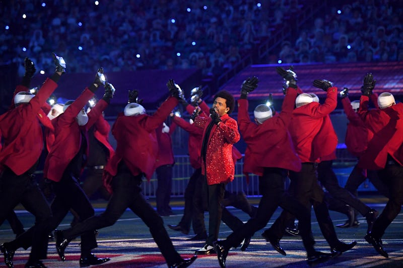 The Weeknd's Super Bowl 2021 Halftime Show Memes Are All About The Bandages