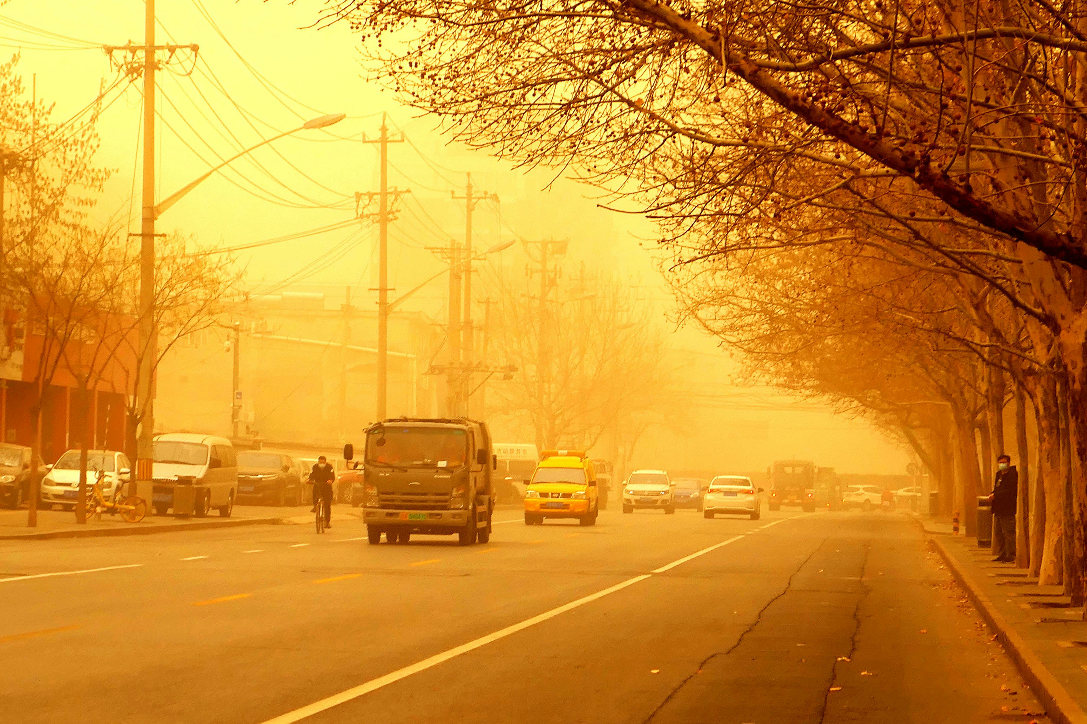 Sandstorm science: 10 images reveal why Beijing looks like Mars