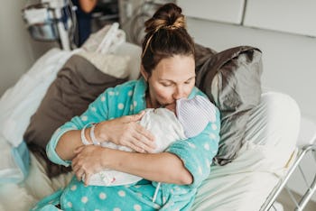 6 Signs Your Vaginal Stitches Aren't Healing Properly After Birth