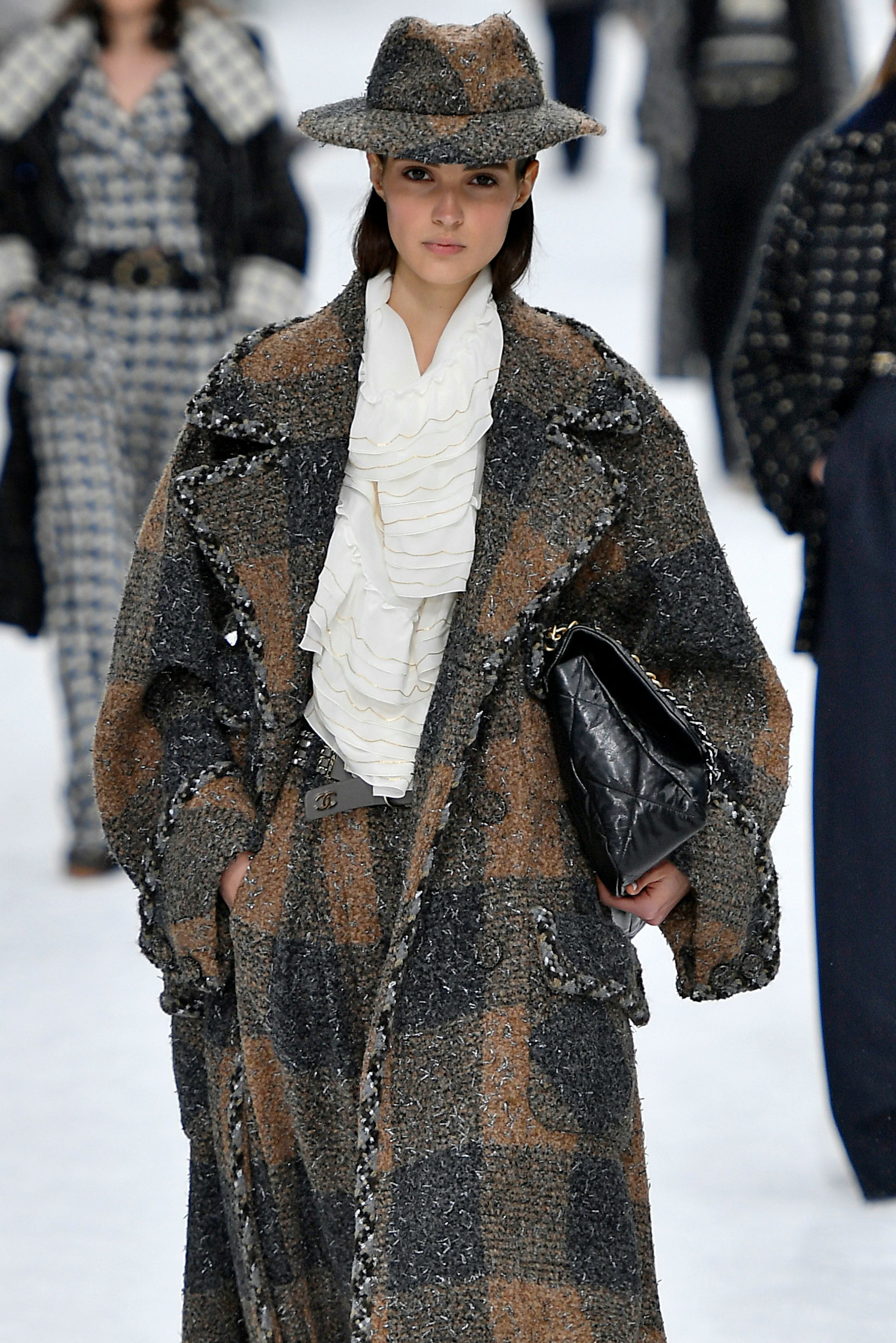 The 2021 Western Fashion Trend Includes Modern Boot, Fringe, & Print ...