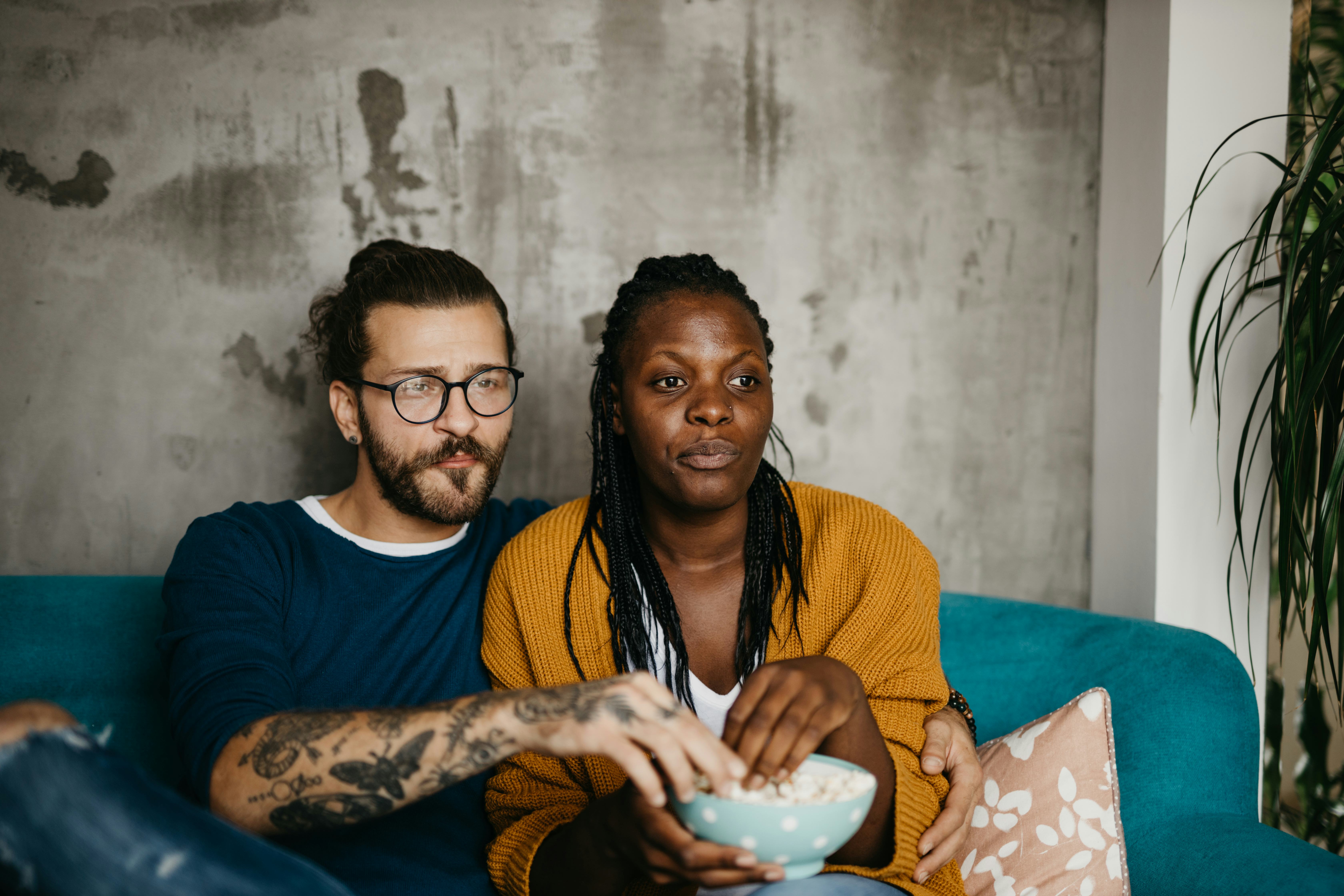 9 Icebreakers For Meeting Your Partner's Friends For The First Time