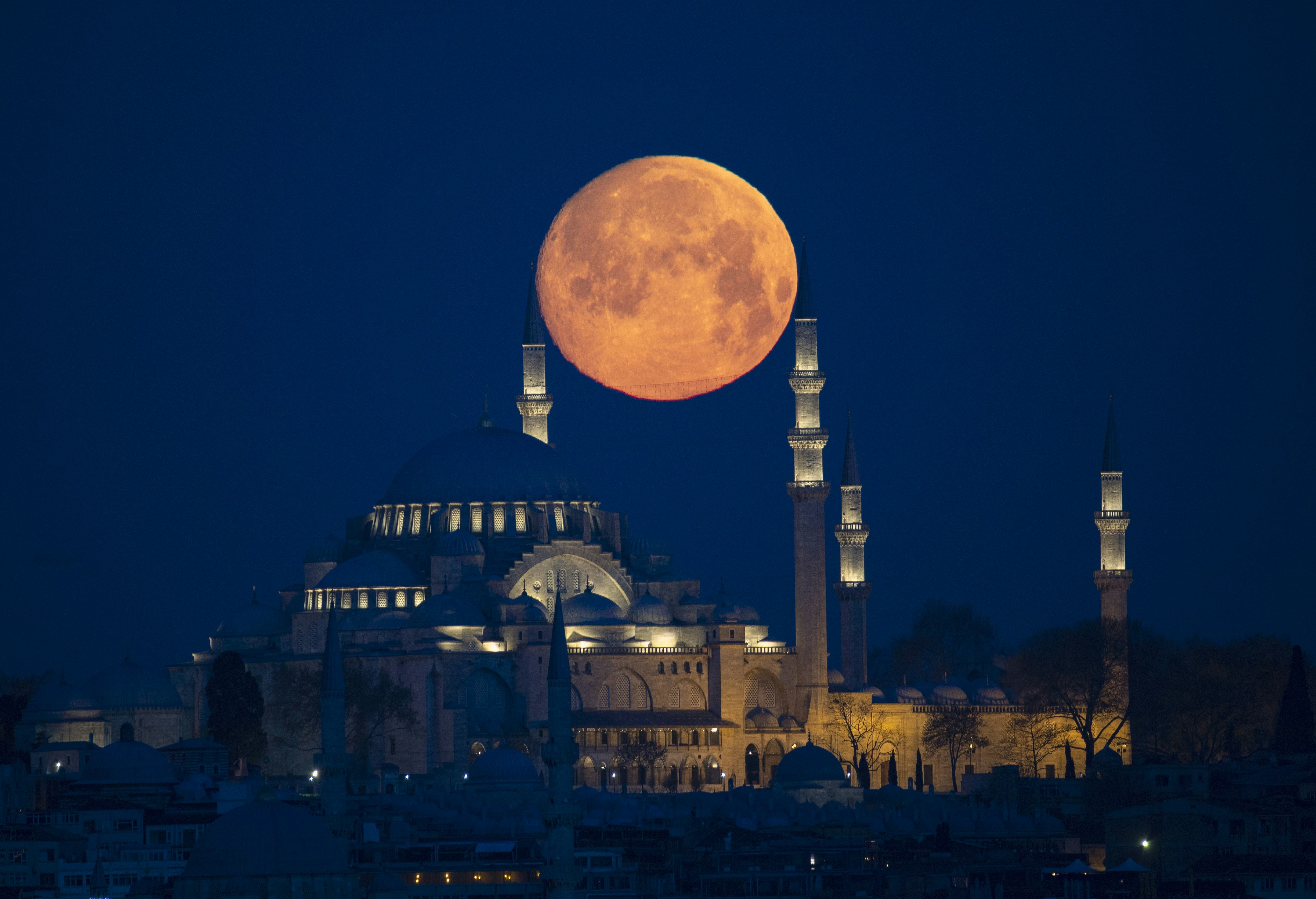 Supermoon 2021: 6 facts to know about the phenomenon