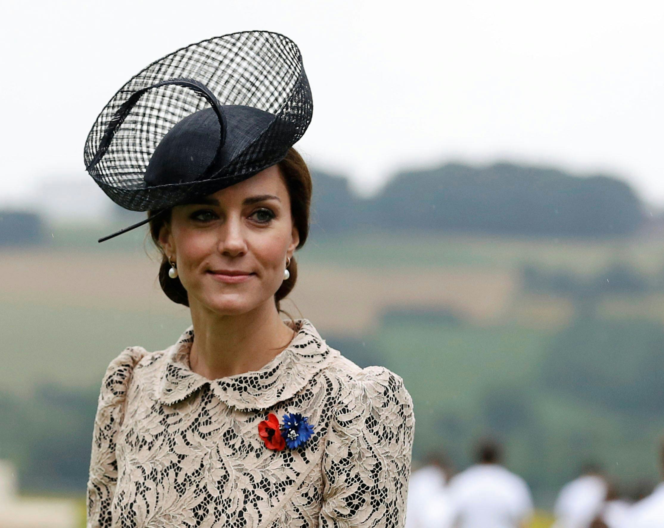 Elsa Peretti Is The Jewelry Designer Behind Kate Middleton's Go-To Pieces