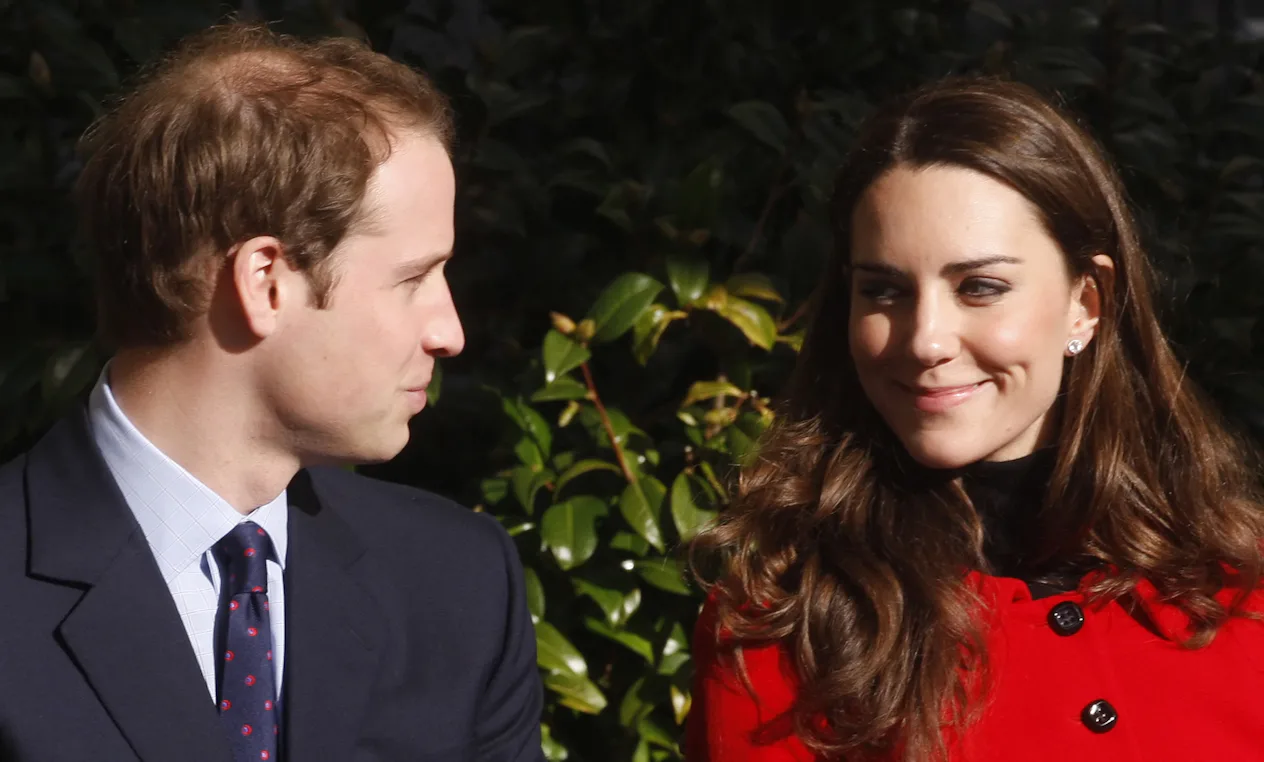 45 Romantic Photos Of Prince William & Kate Middleton