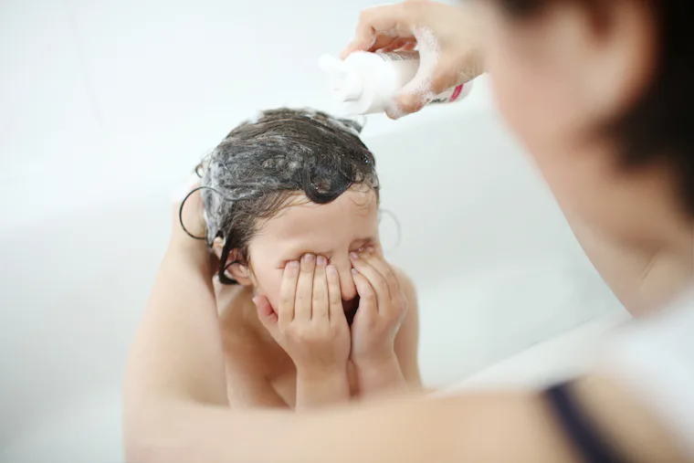 Can't Get Rid Of Lice? Here's Why Your Kid Keeps Getting It