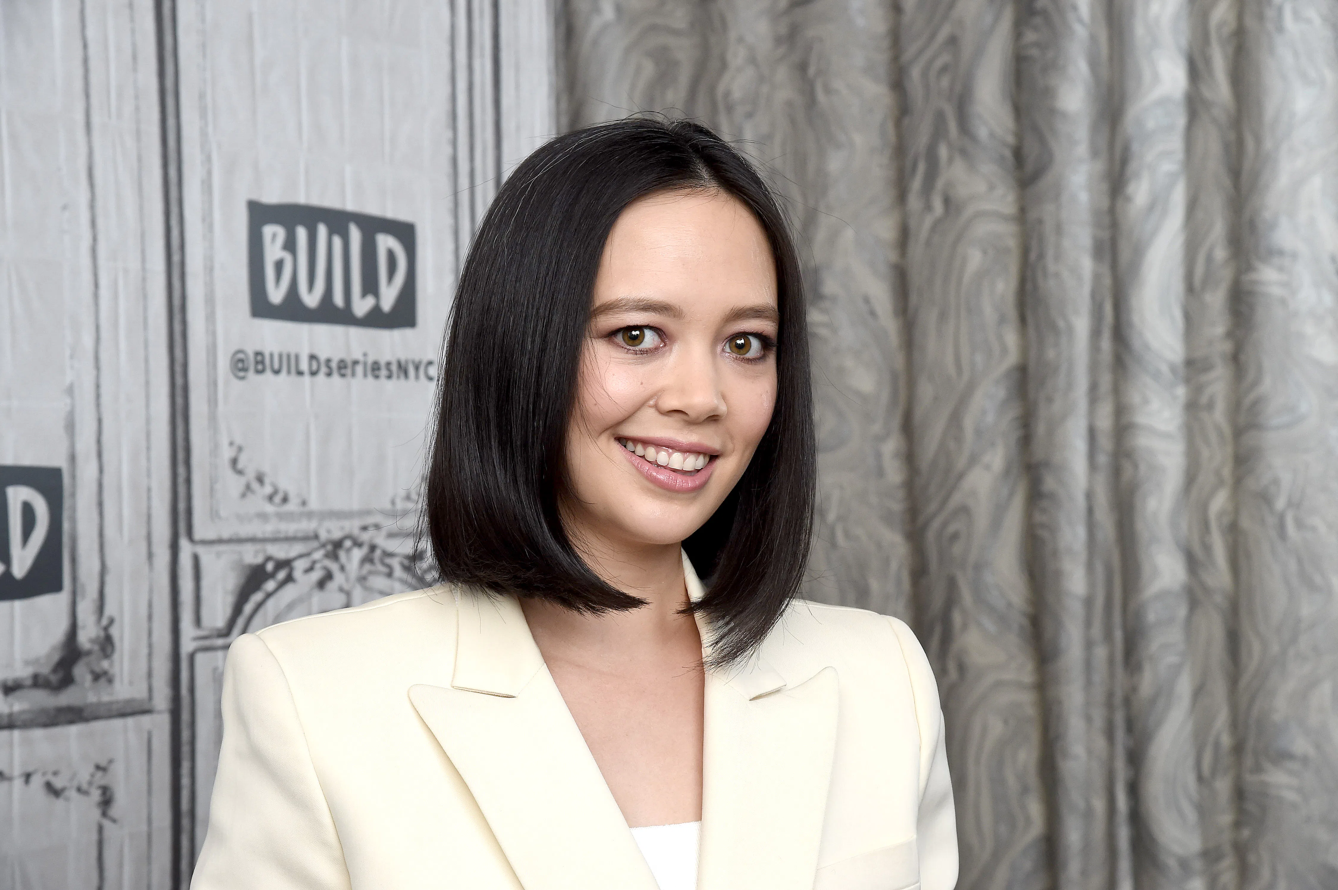 Charlotte Nicdao talks glitter goo, jazz music, and wearing only red