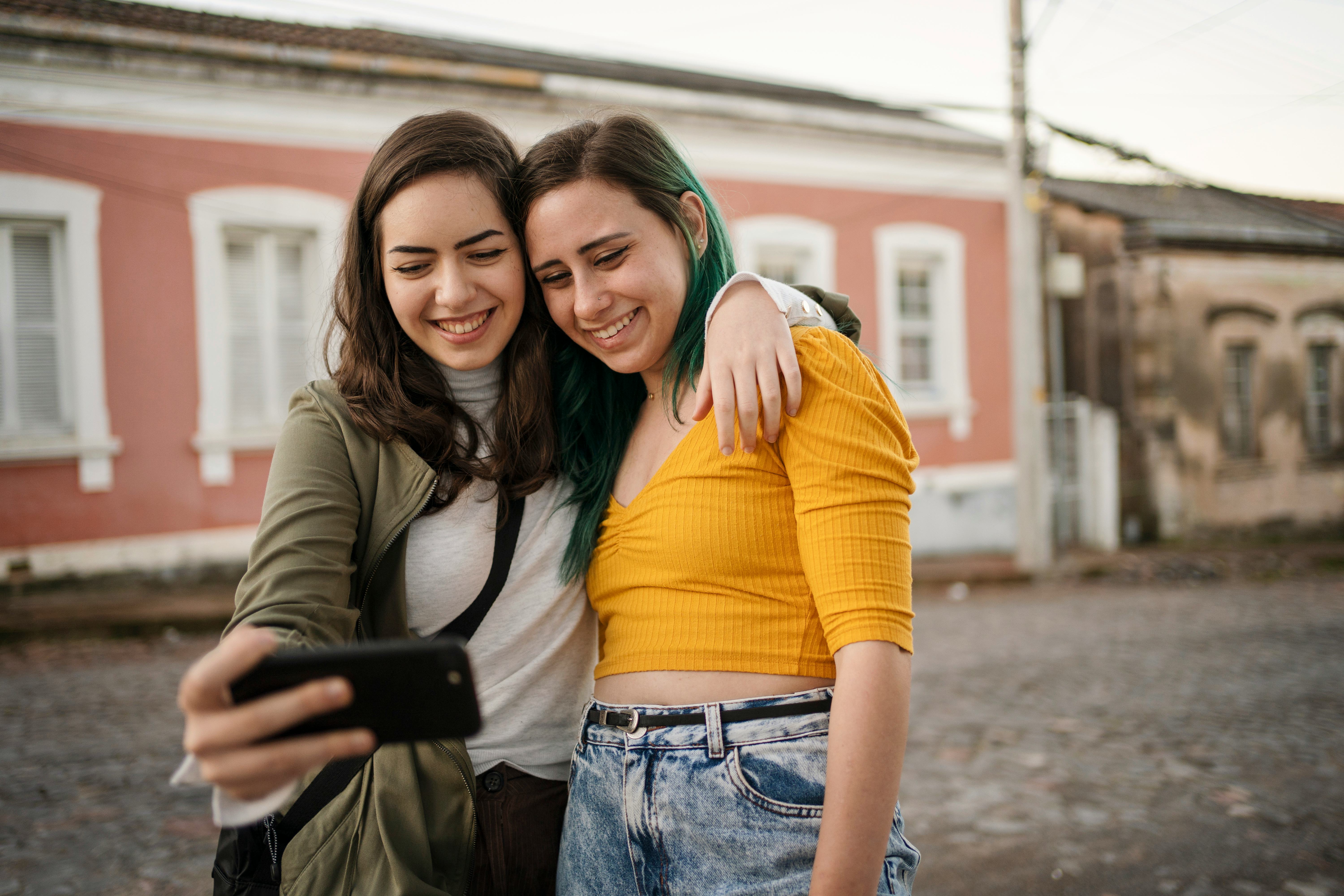 Is Spending Too Much Time Together A Bad Thing? Experts Explain