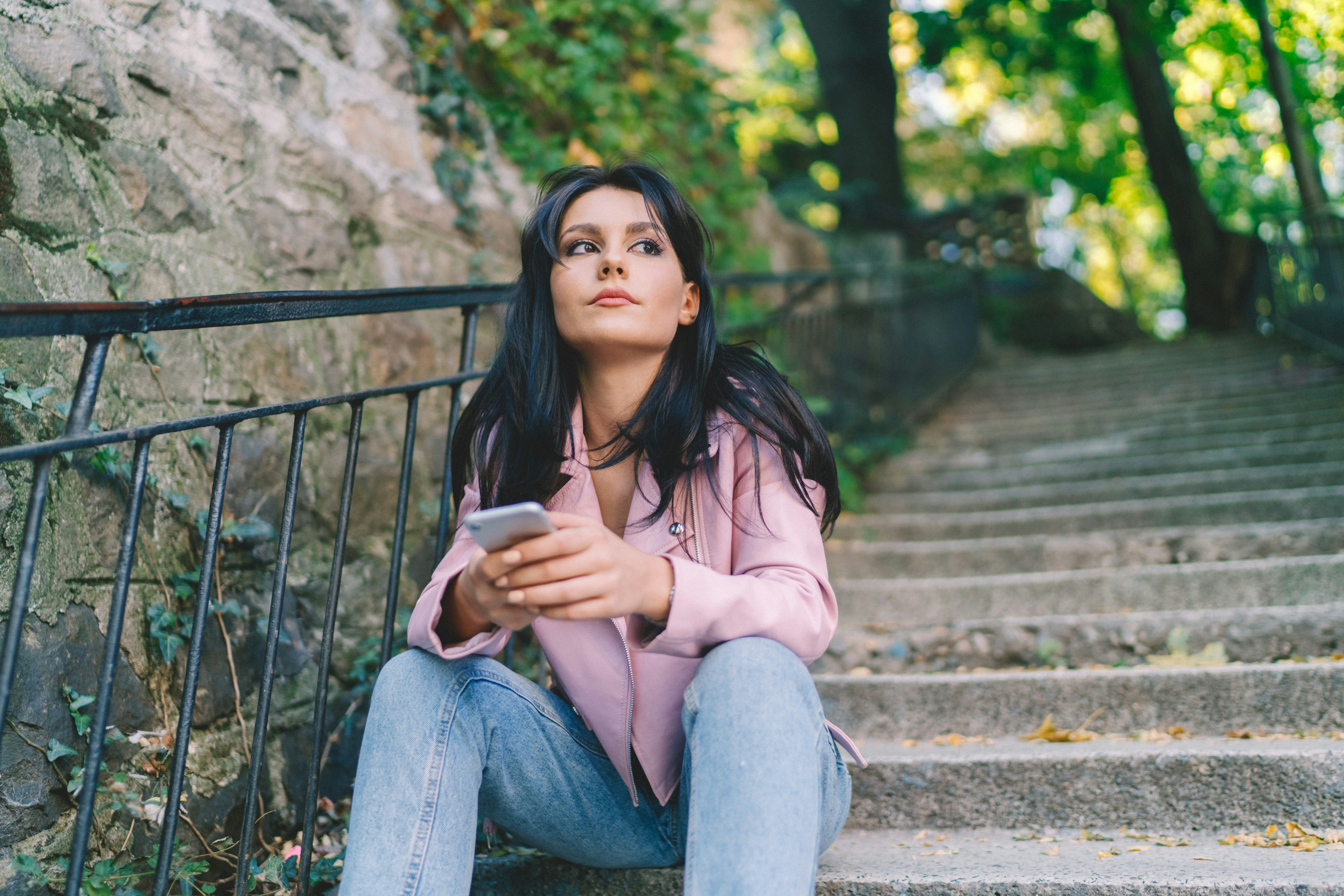 12 Examples Of Texts You Can Use To Cancel A Date, Based On The Situation