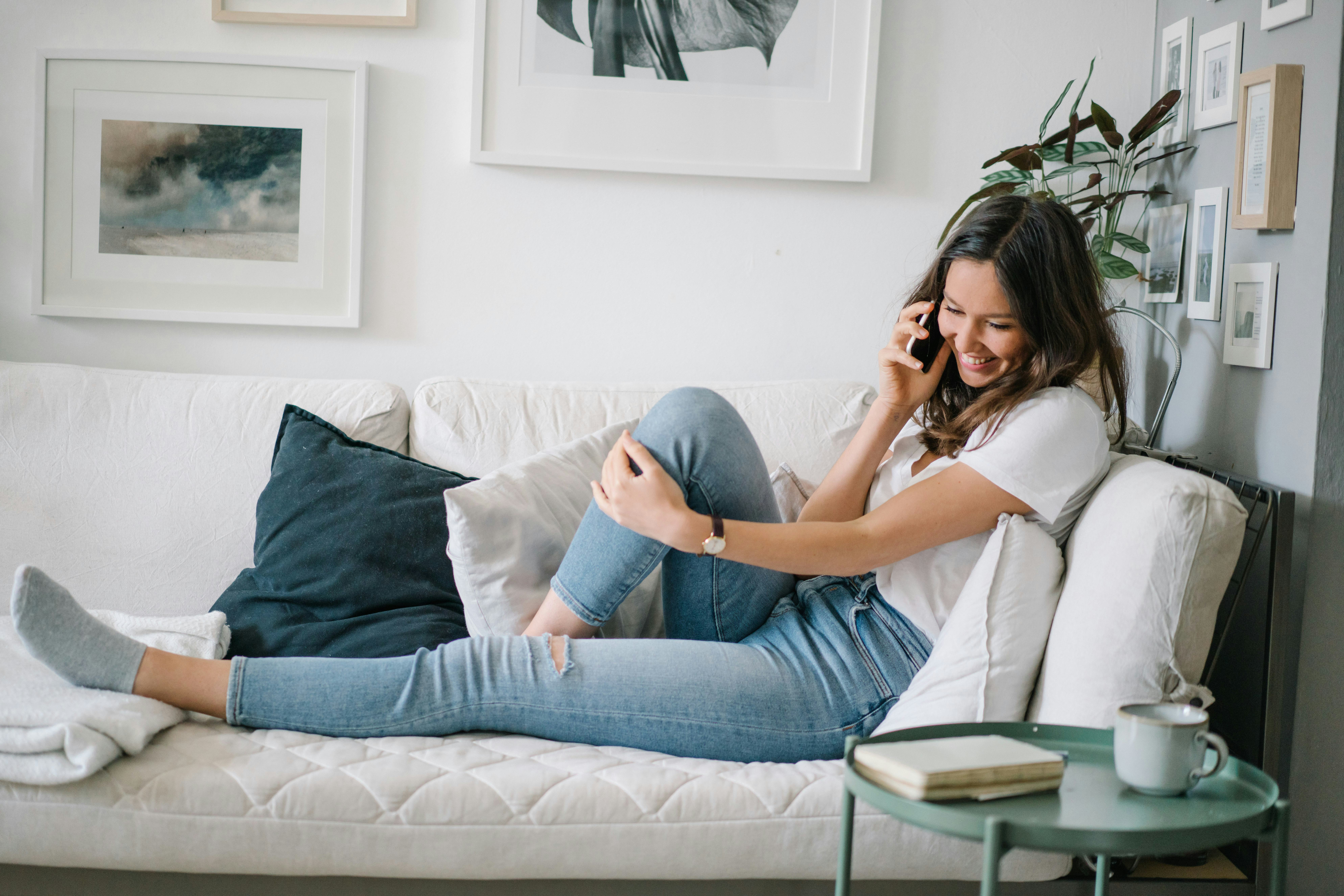 10 Ways To Help A Friend Who's Feeling Insecure