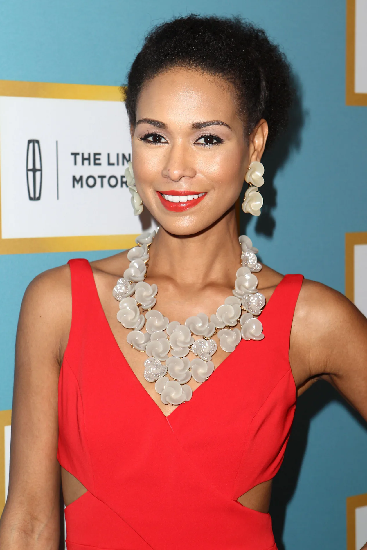 A Guide To 'The Real Housewives' Beauty Brands (All 52 Of Them)
