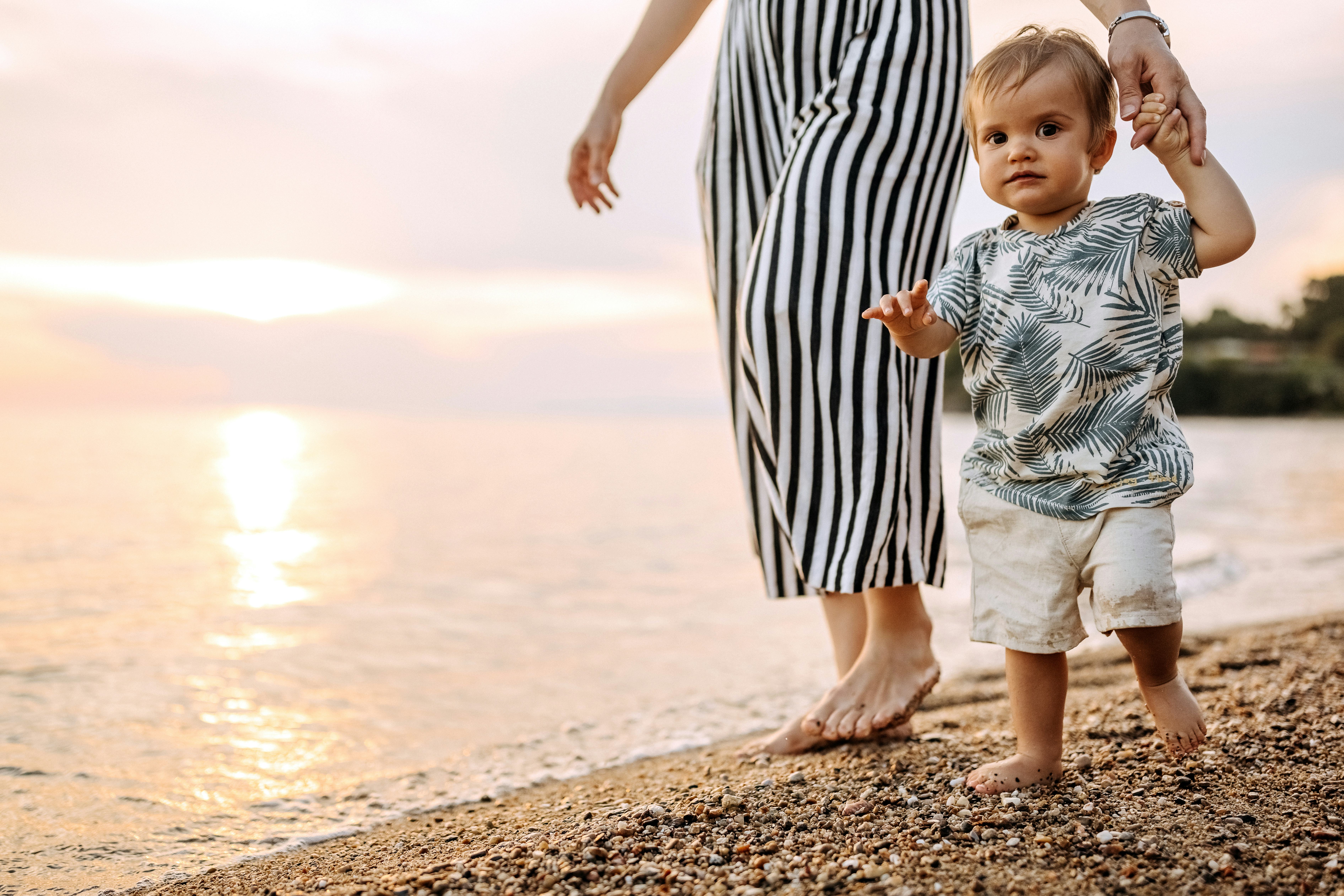 32 Androgynous Baby Names & Meanings