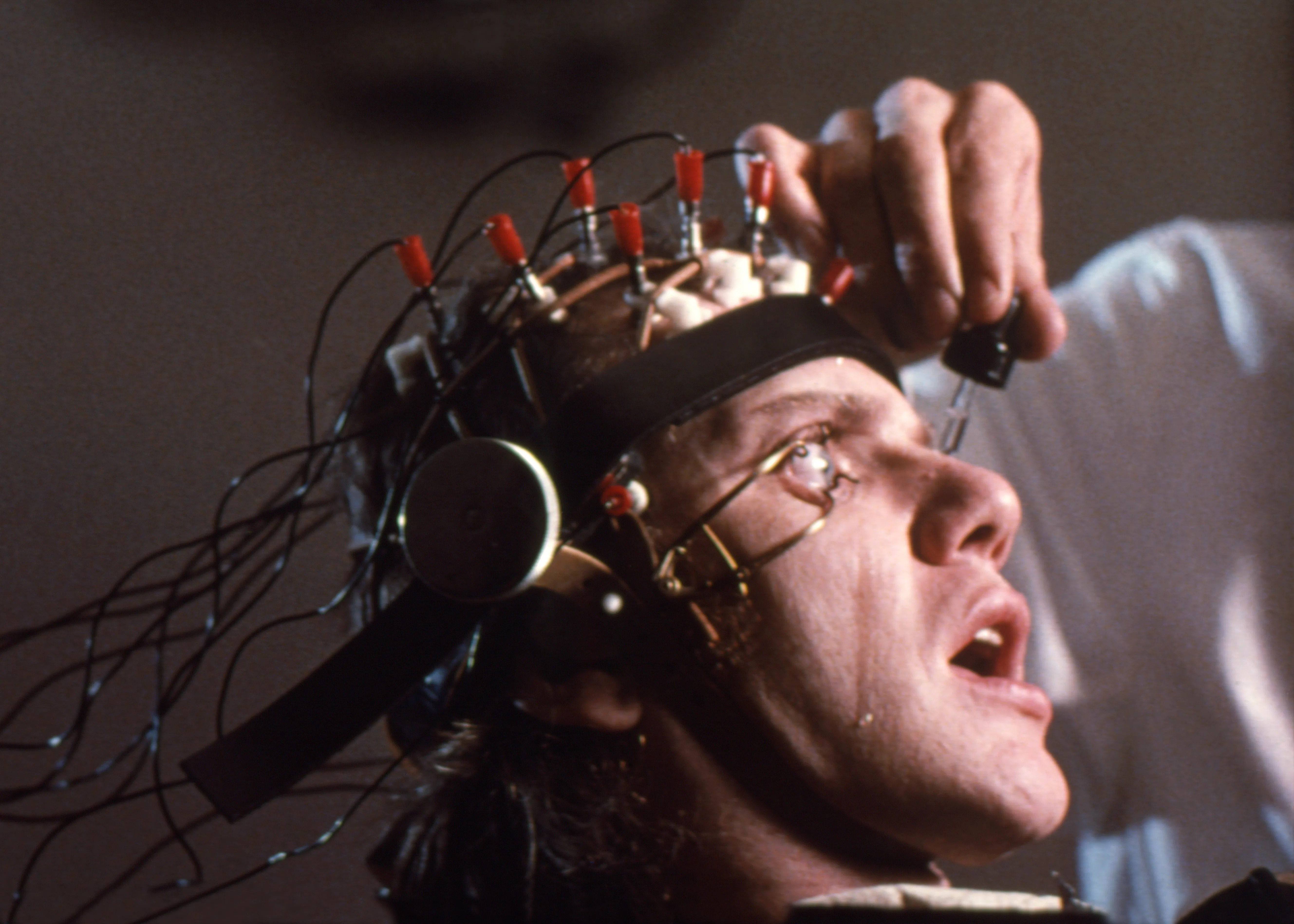 24 Psychological Thrillers On Netflix To Watch For A Mind-Bending Time