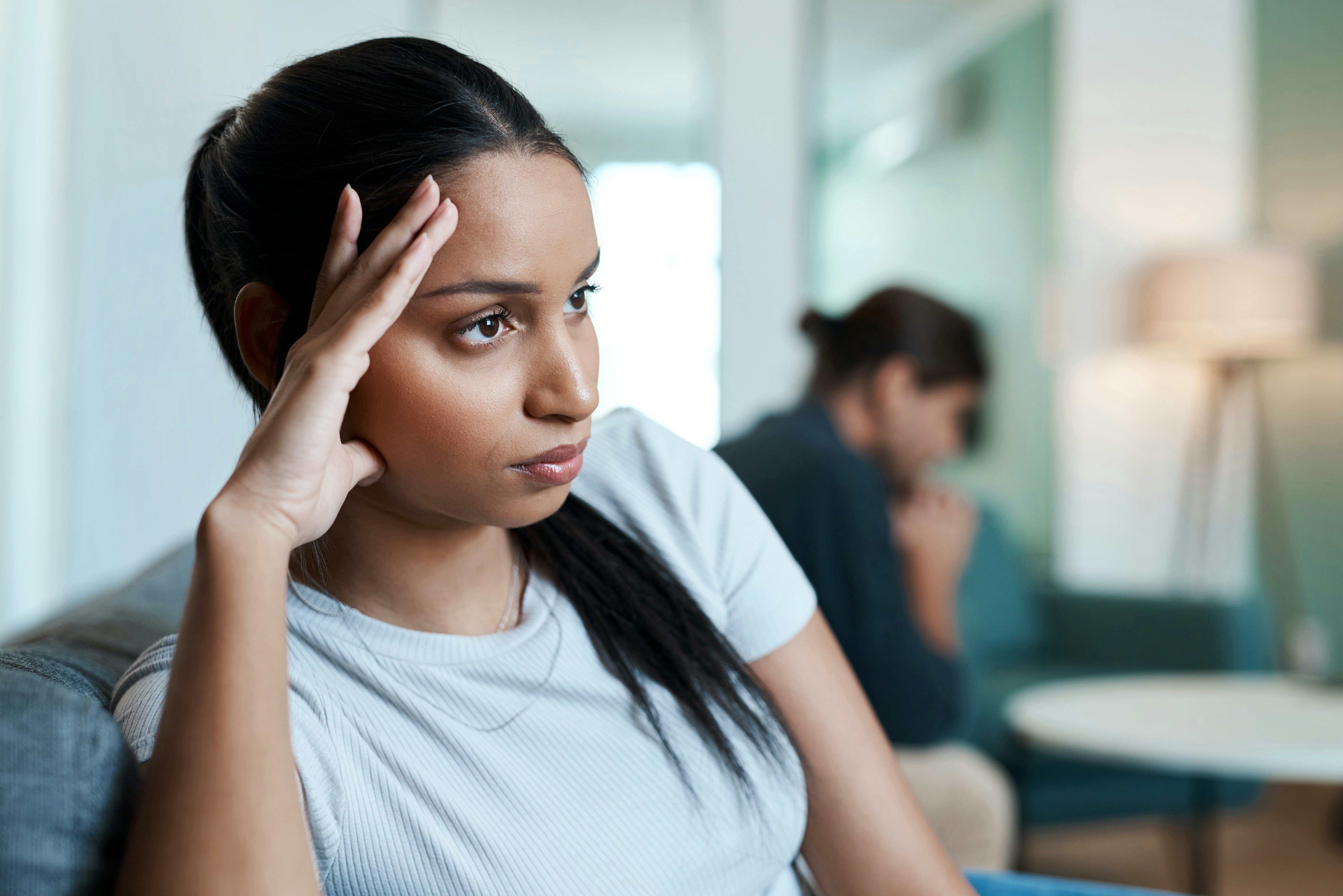 "My Boyfriend Isn't Affectionate Anymore" — Here's How To Deal