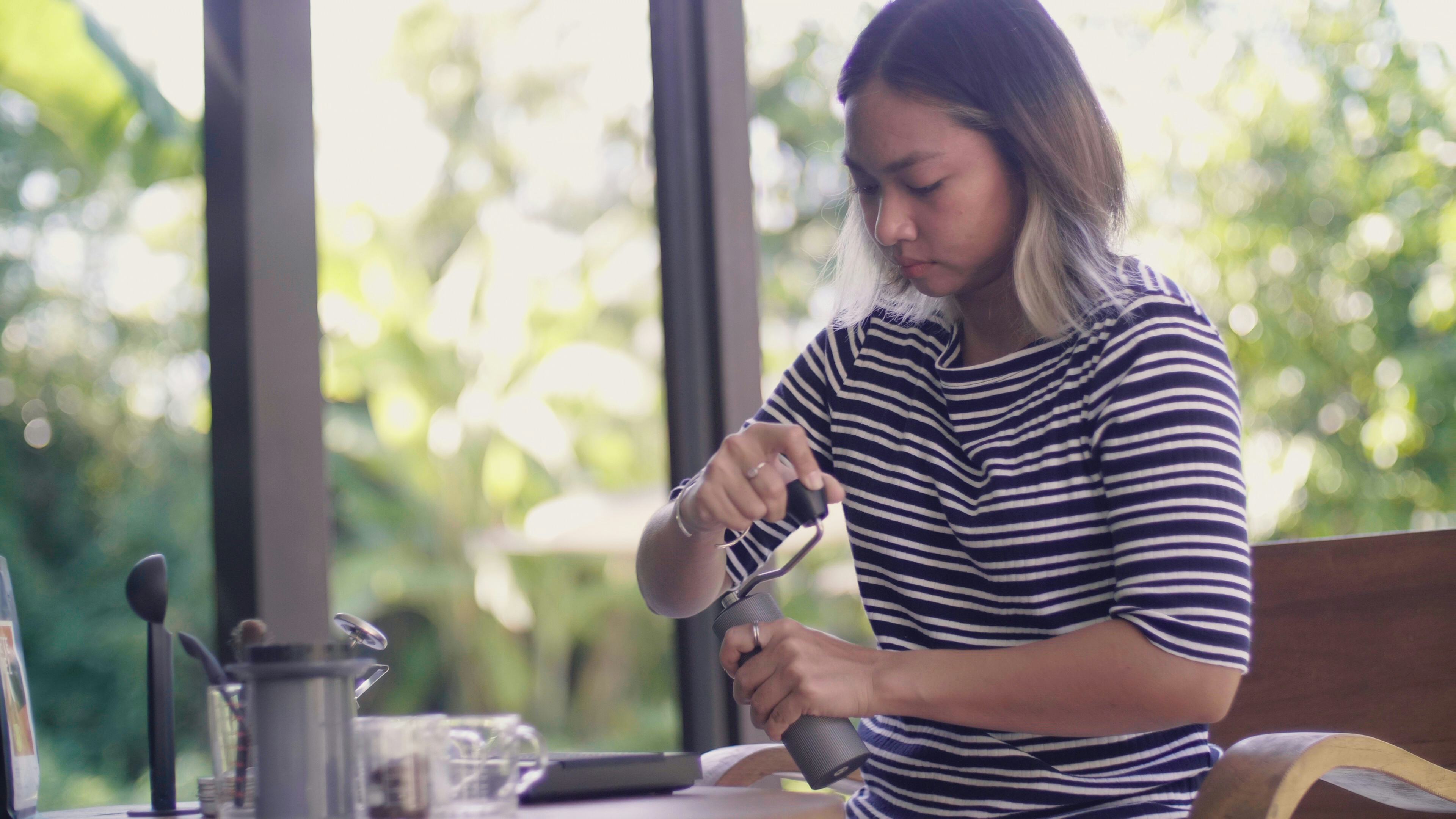 How To Be Less Selfish, According To Experts