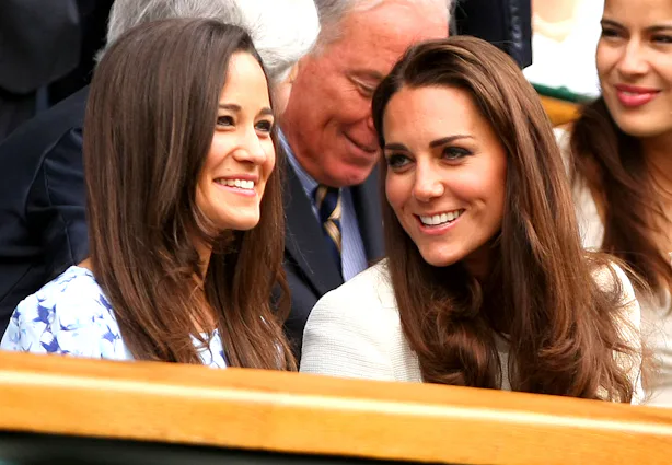 20 Photos Of Royals With Their Sisters